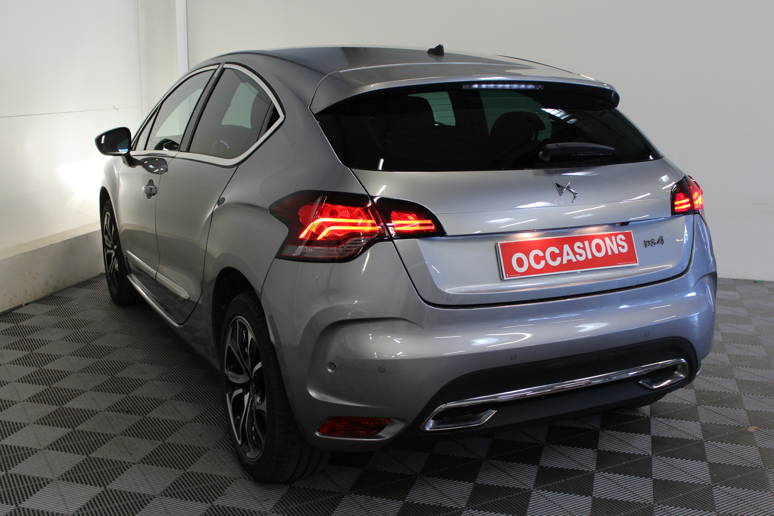 DS DS4 de 2017 - OLIVET - Massoutre VO