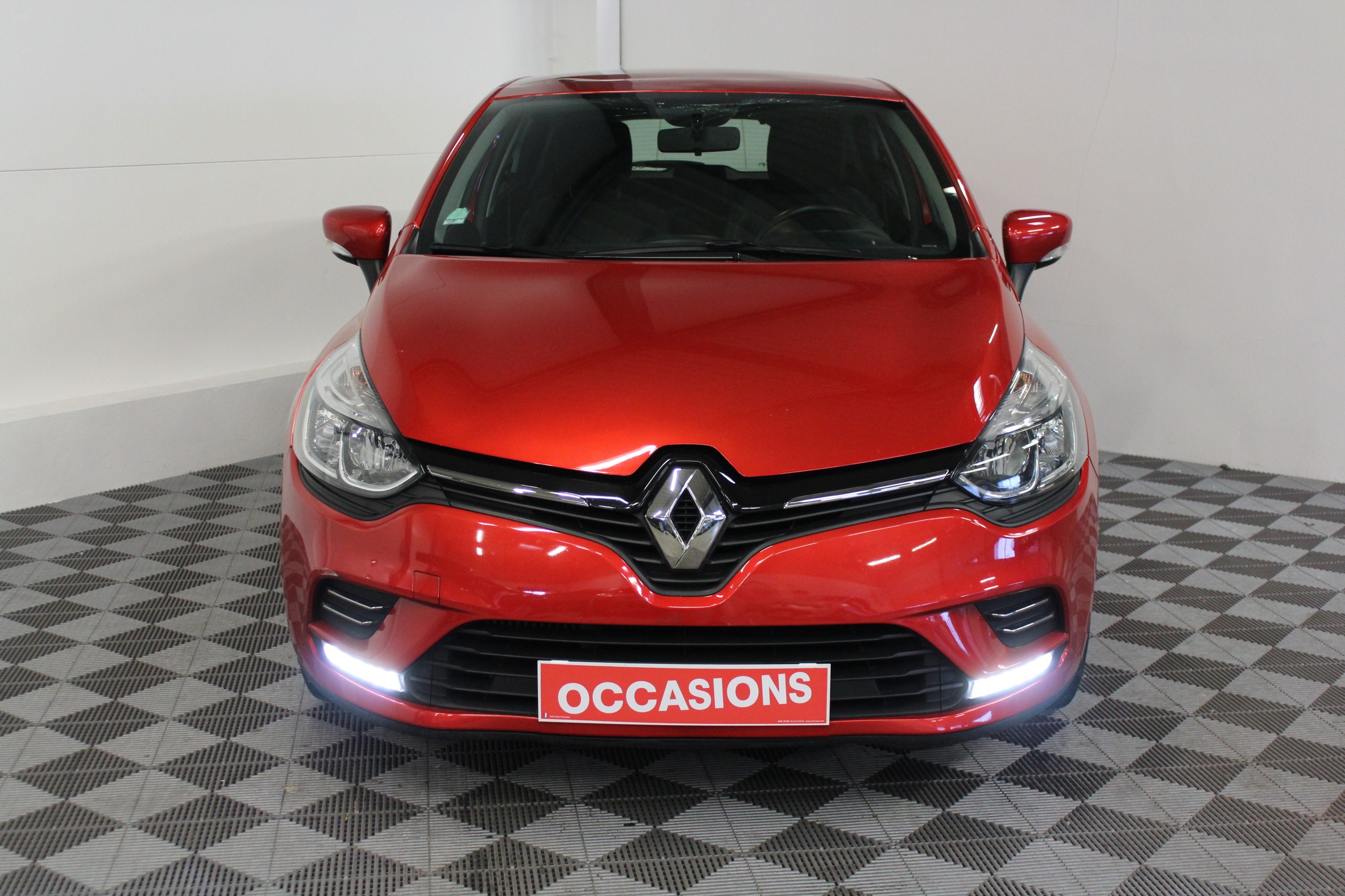 RENAULT CLIO IV de 2016 - Olivet - Massoutre VO