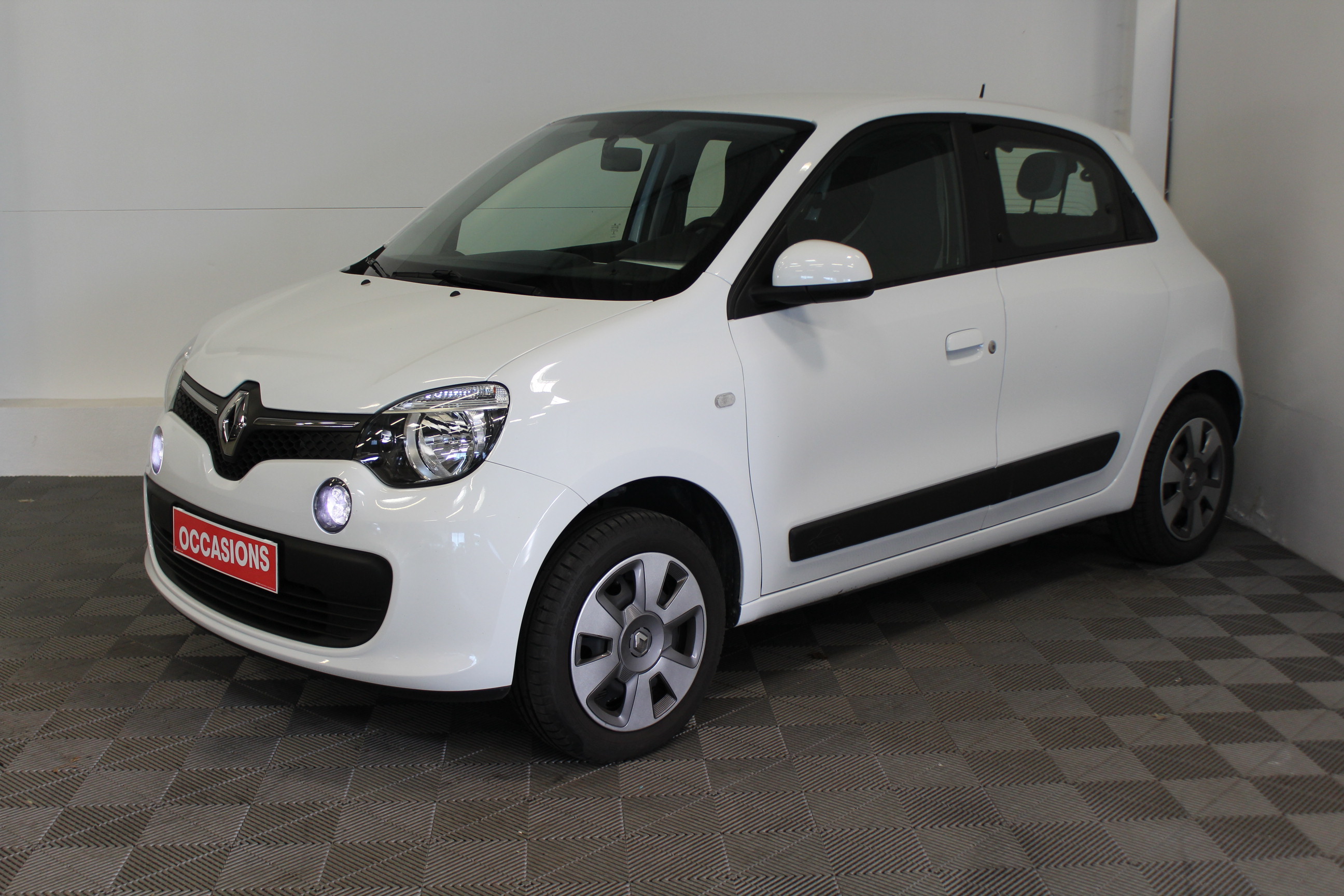 RENAULT TWINGO III de 2017 - Olivet - Massoutre VO
