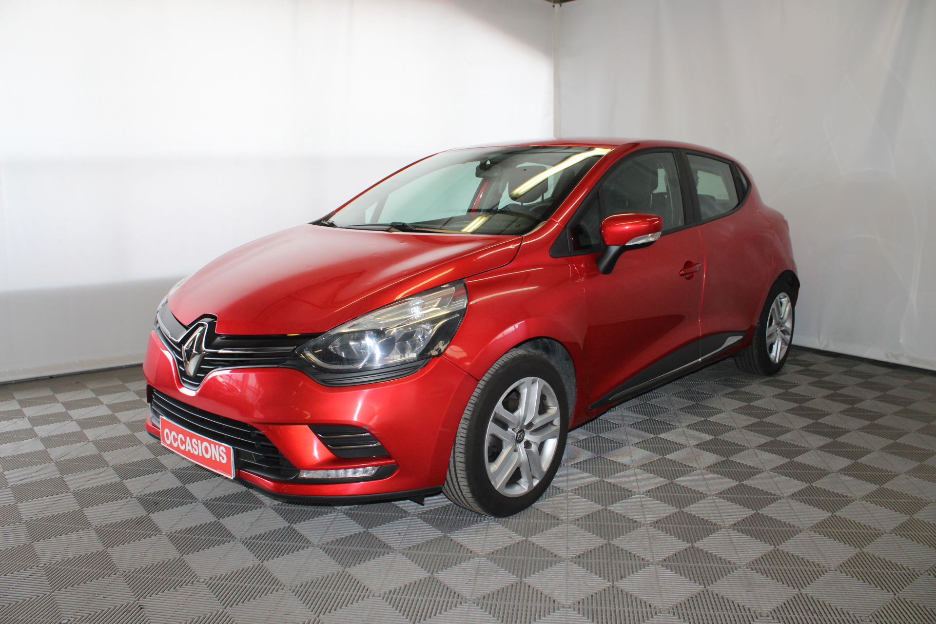 RENAULT CLIO IV de 2017 - Clermont-Ferrand - Massoutre VO
