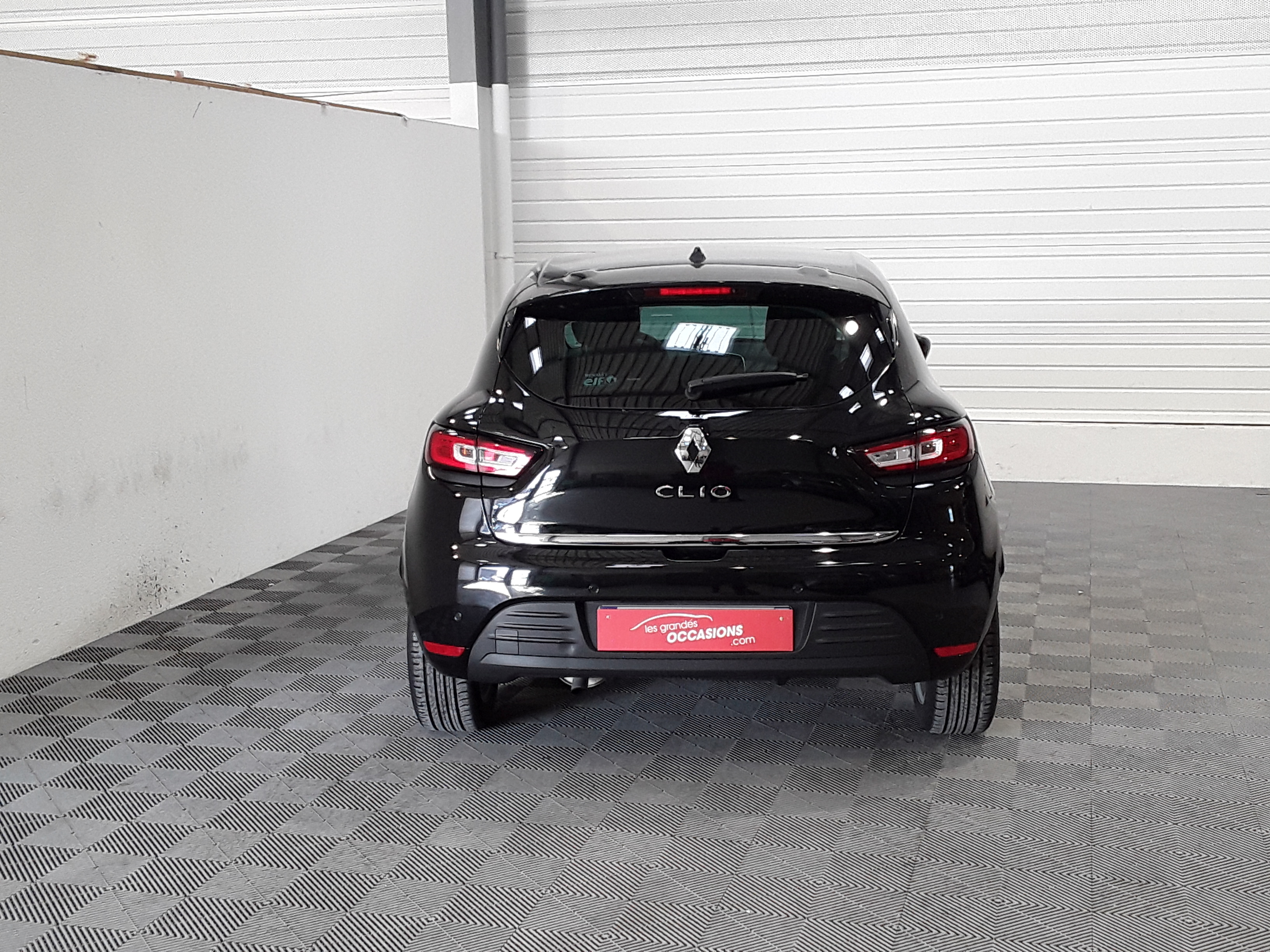 RENAULT CLIO IV de 2018 - La Chapelle-Saint-Luc - Massoutre VO