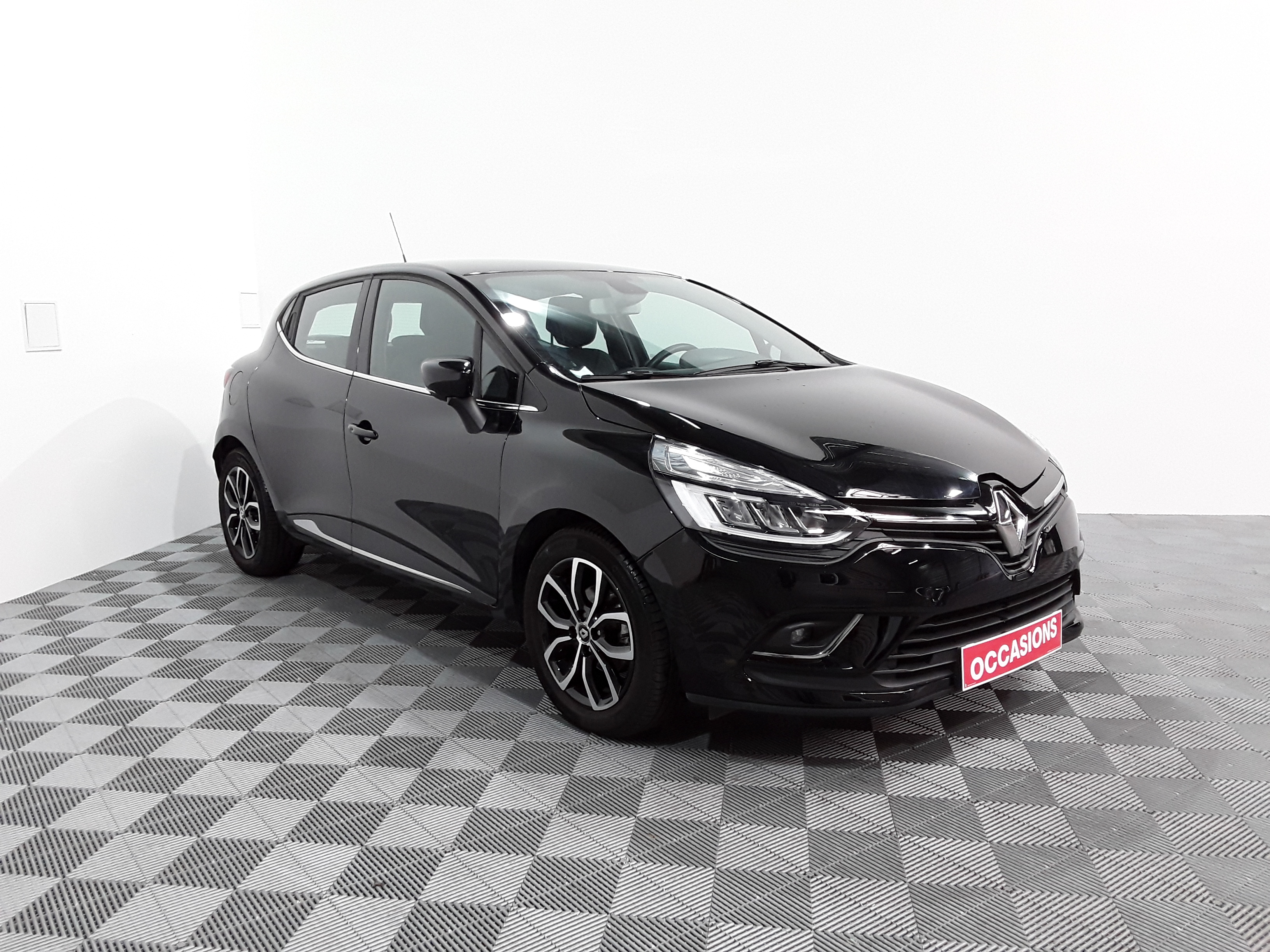 RENAULT CLIO IV de 2017 - Massy - Massoutre VO