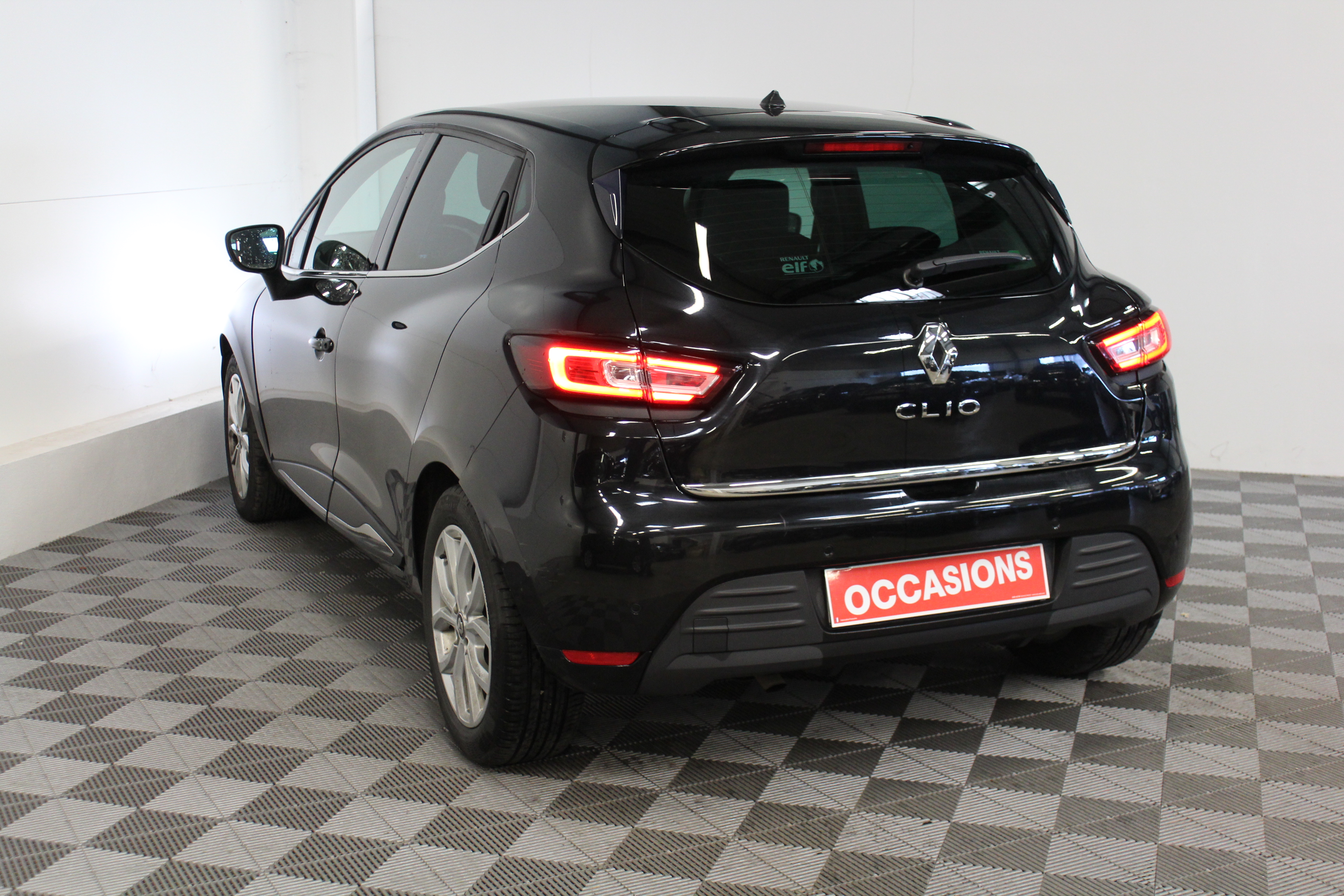 RENAULT CLIO IV de 2017 - Olivet - Massoutre VO