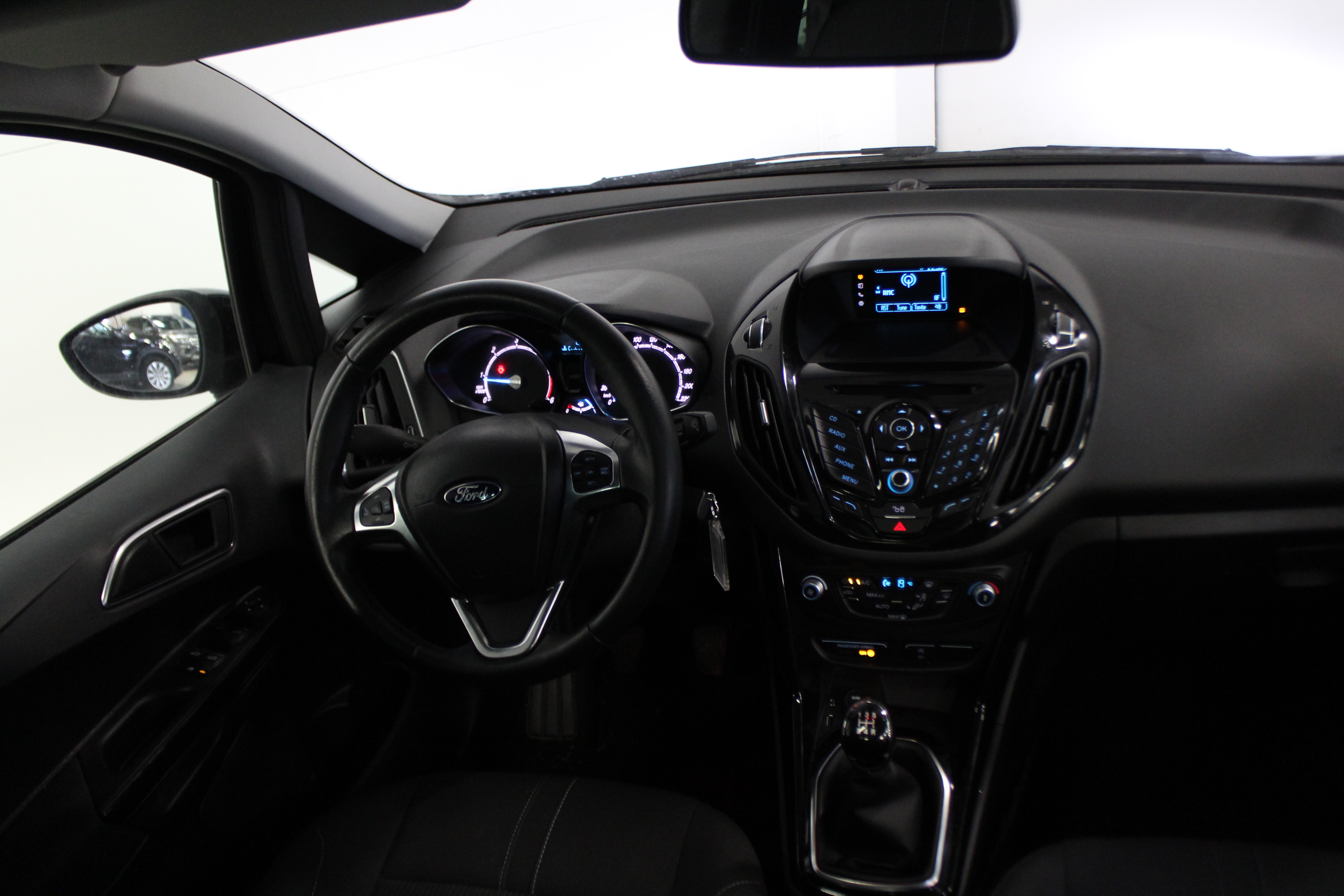 FORD B MAX de 2017 - OLIVET - Massoutre VO