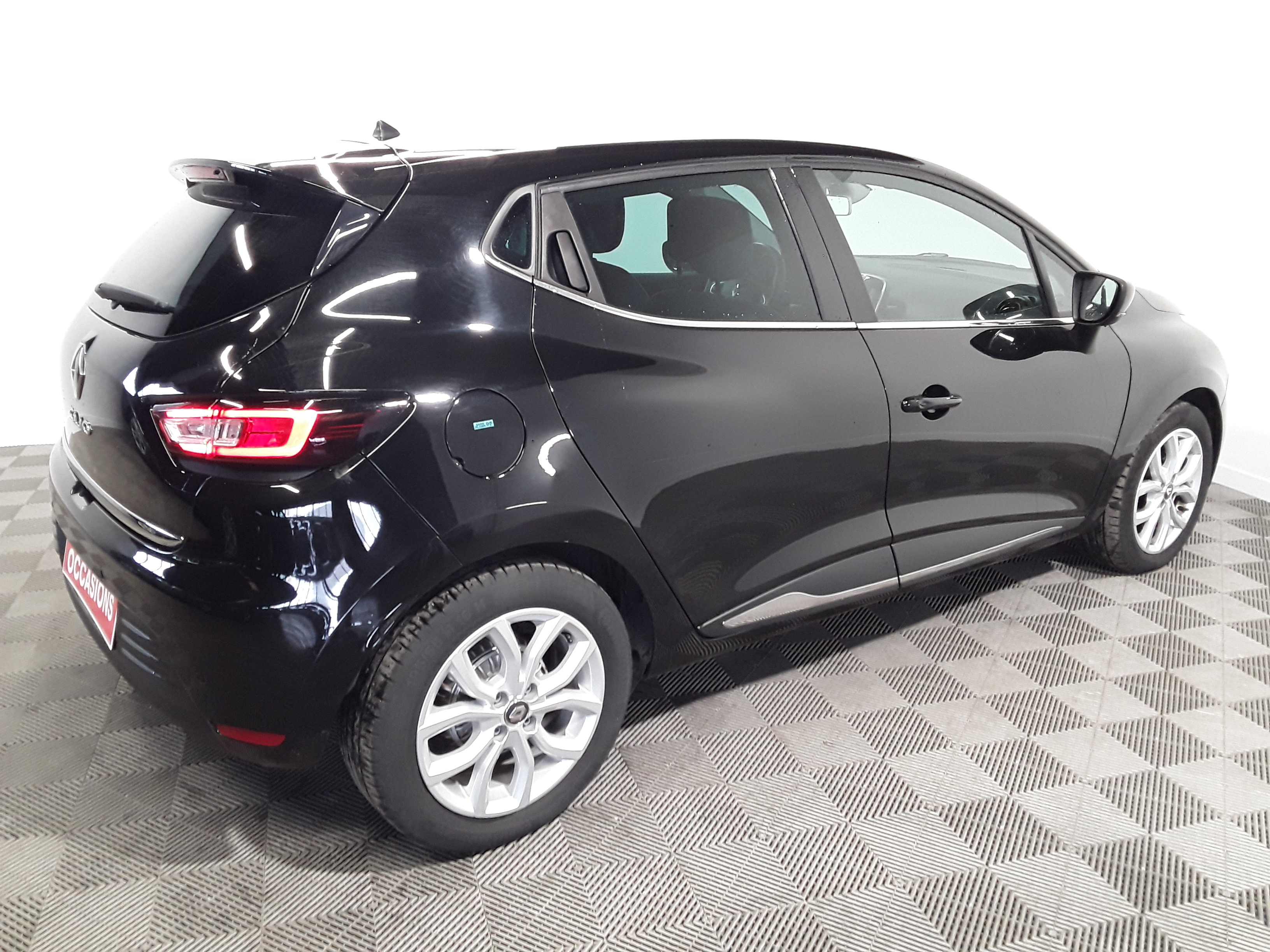 RENAULT CLIO IV de 2018 - Clermont-Ferrand - Massoutre VO