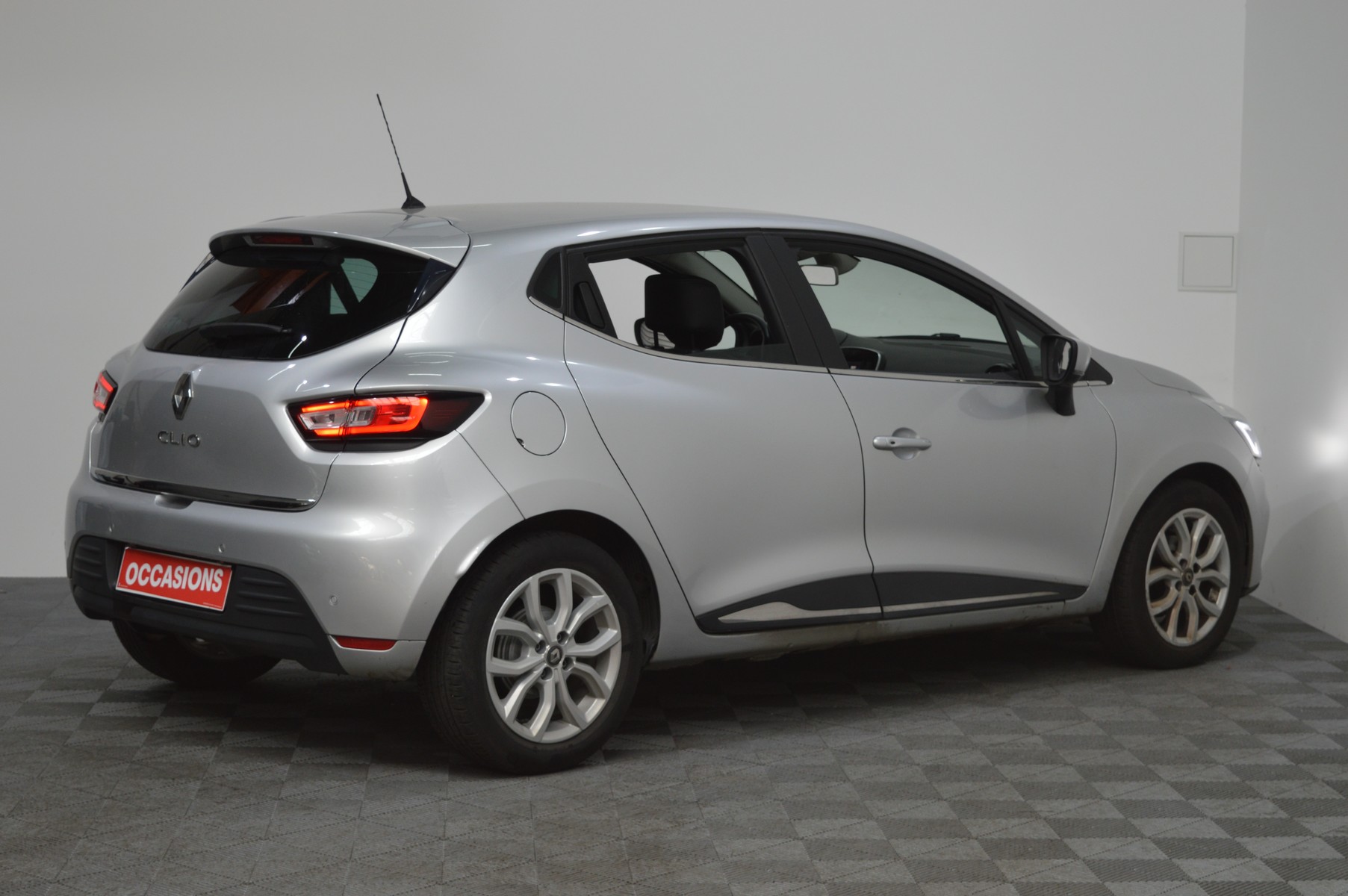 RENAULT CLIO IV de 2018 - Massy - Massoutre VO