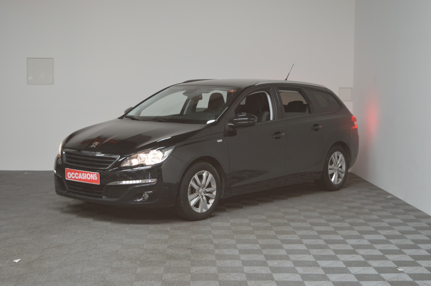 PEUGEOT 308 SW de 2016 - Massy - Massoutre VO