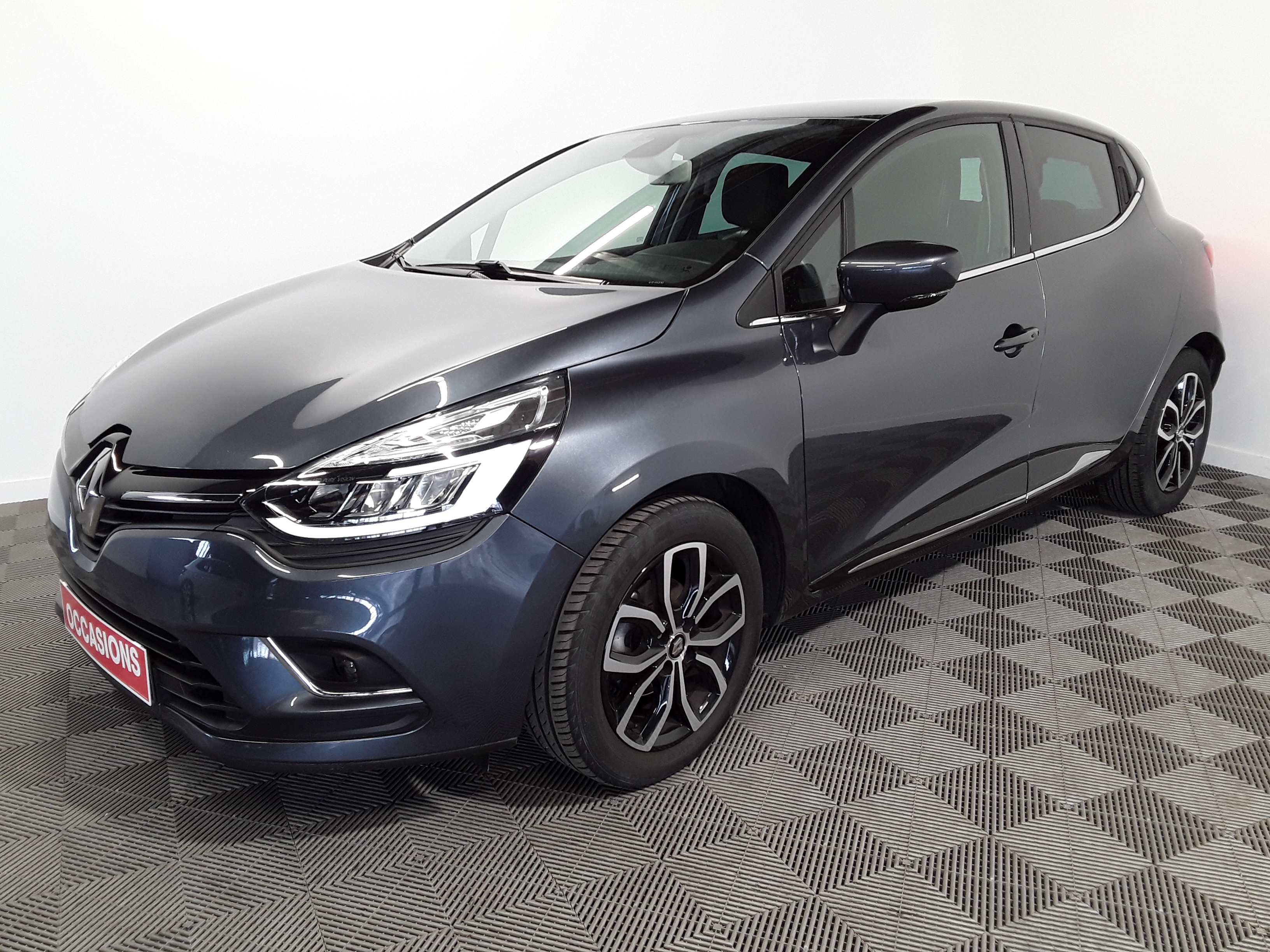 RENAULT CLIO IV de 2018 - Clermont-Ferrand - Massoutre VO