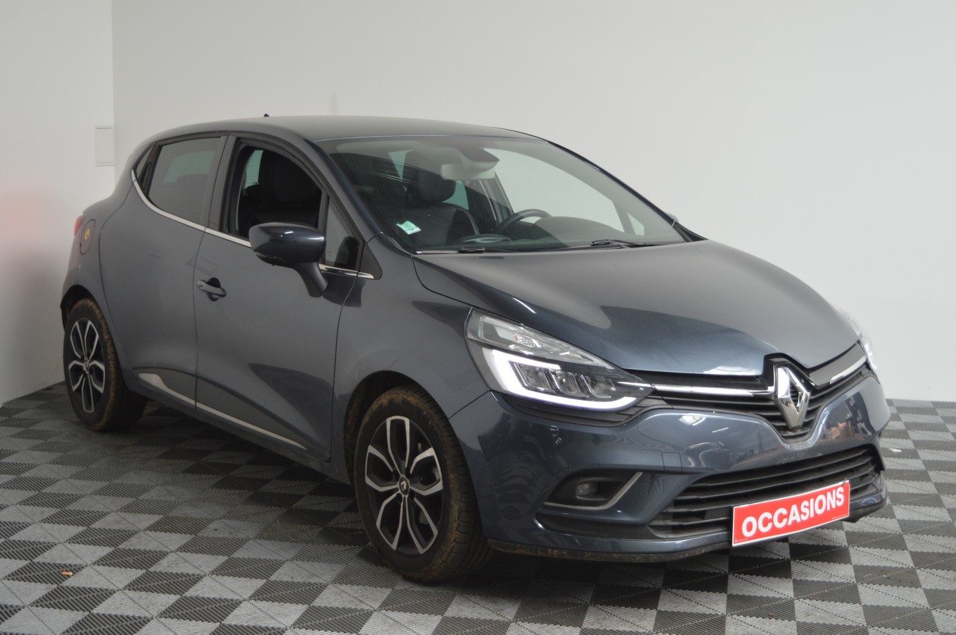 RENAULT CLIO IV de 2018 - Massy - Massoutre VO