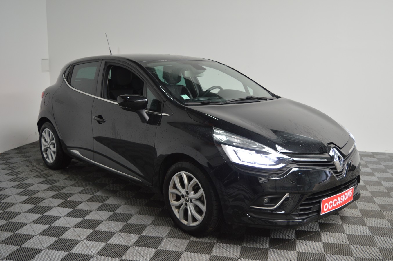 RENAULT CLIO IV de 2018 - Massy - Massoutre VO