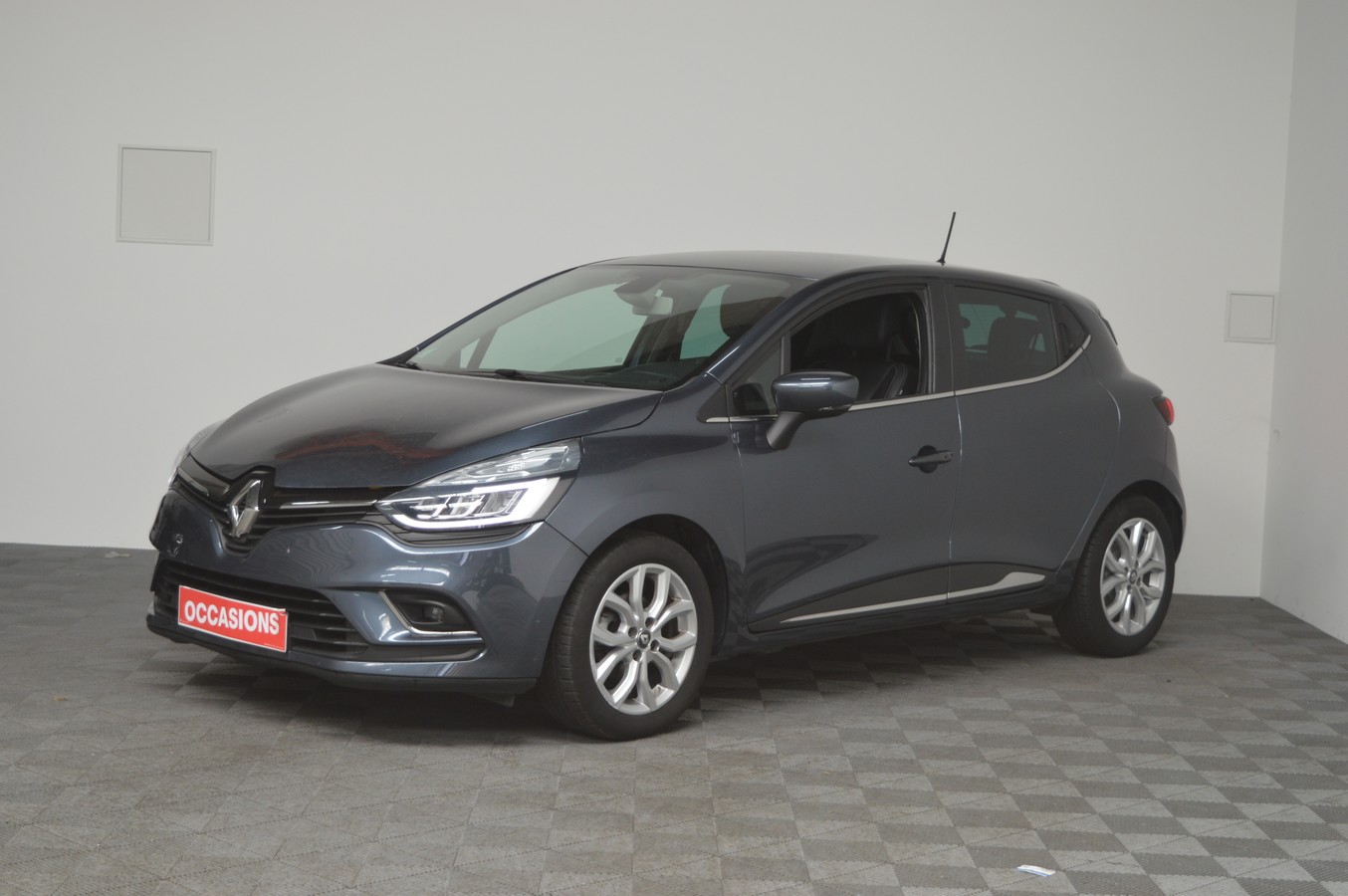 RENAULT CLIO IV de 2017 - Massy - Massoutre VO