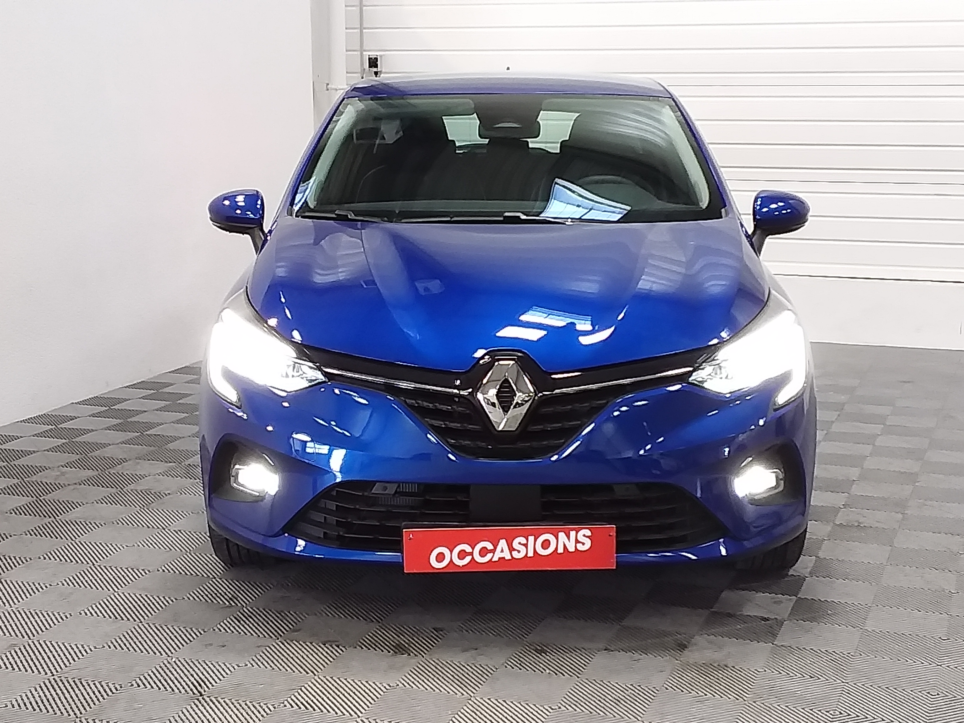 RENAULT CLIO V de 2020 - La Chapelle-Saint-Luc - Massoutre VO