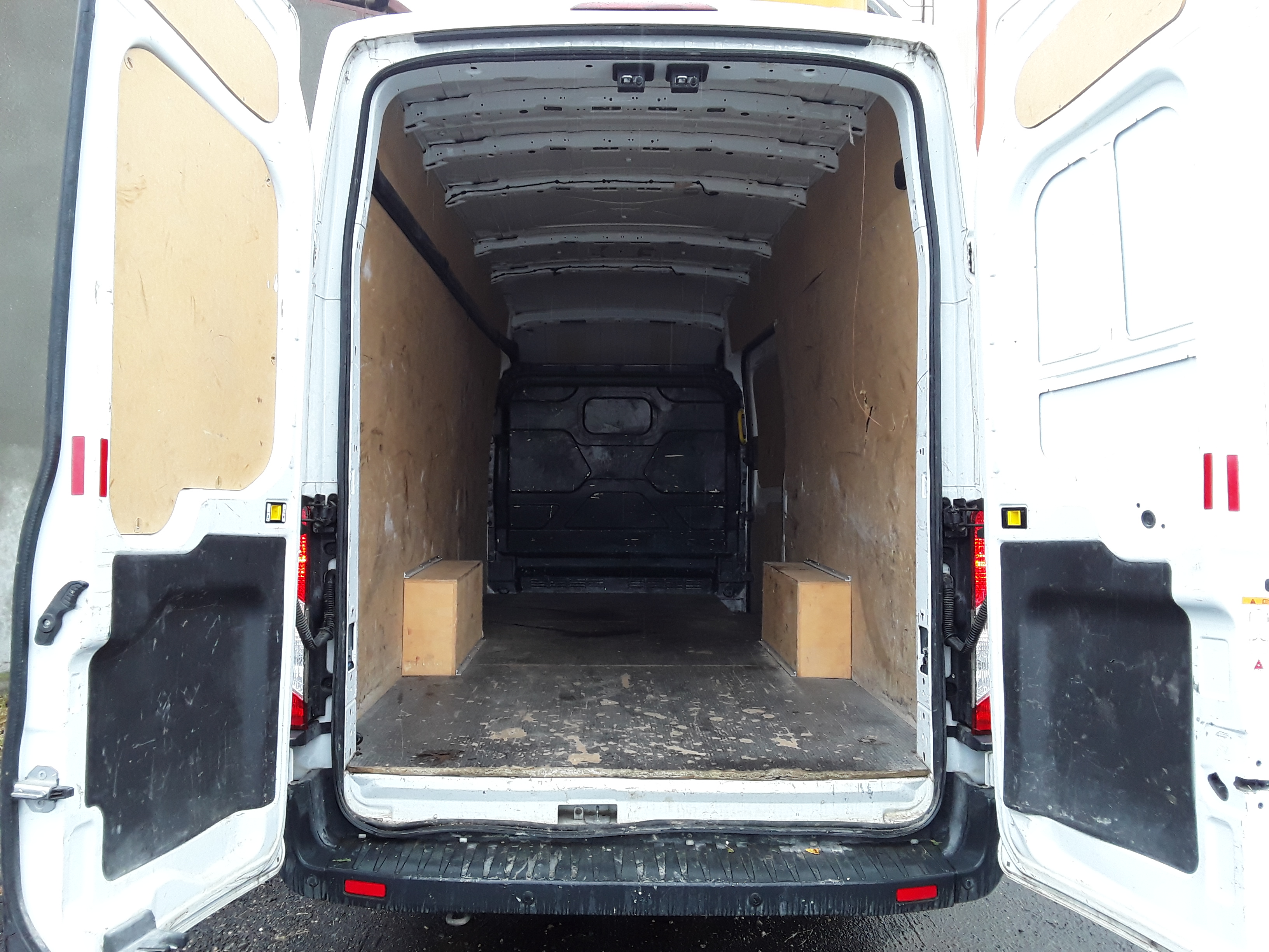 FORD TRANSIT 15M3 de 2017 - Clermont-Ferrand - Massoutre VO