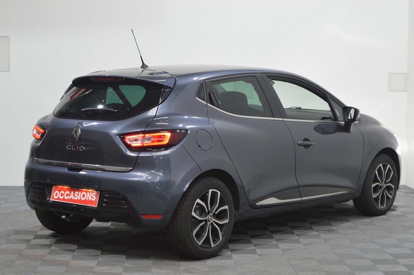 RENAULT CLIO IV de 2019 - Massy - Massoutre VO