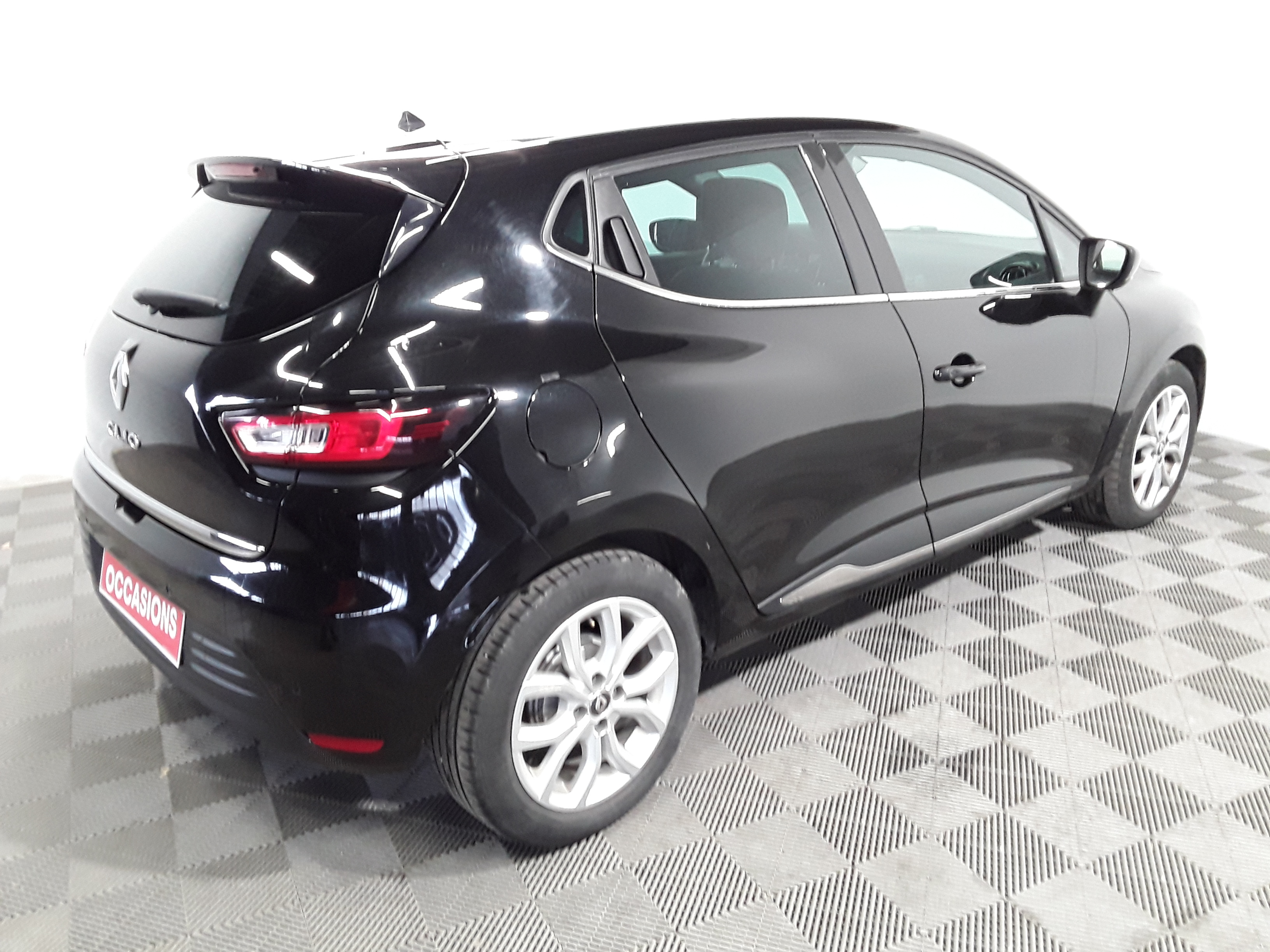 RENAULT CLIO IV de 2018 - Clermont-Ferrand - Massoutre VO