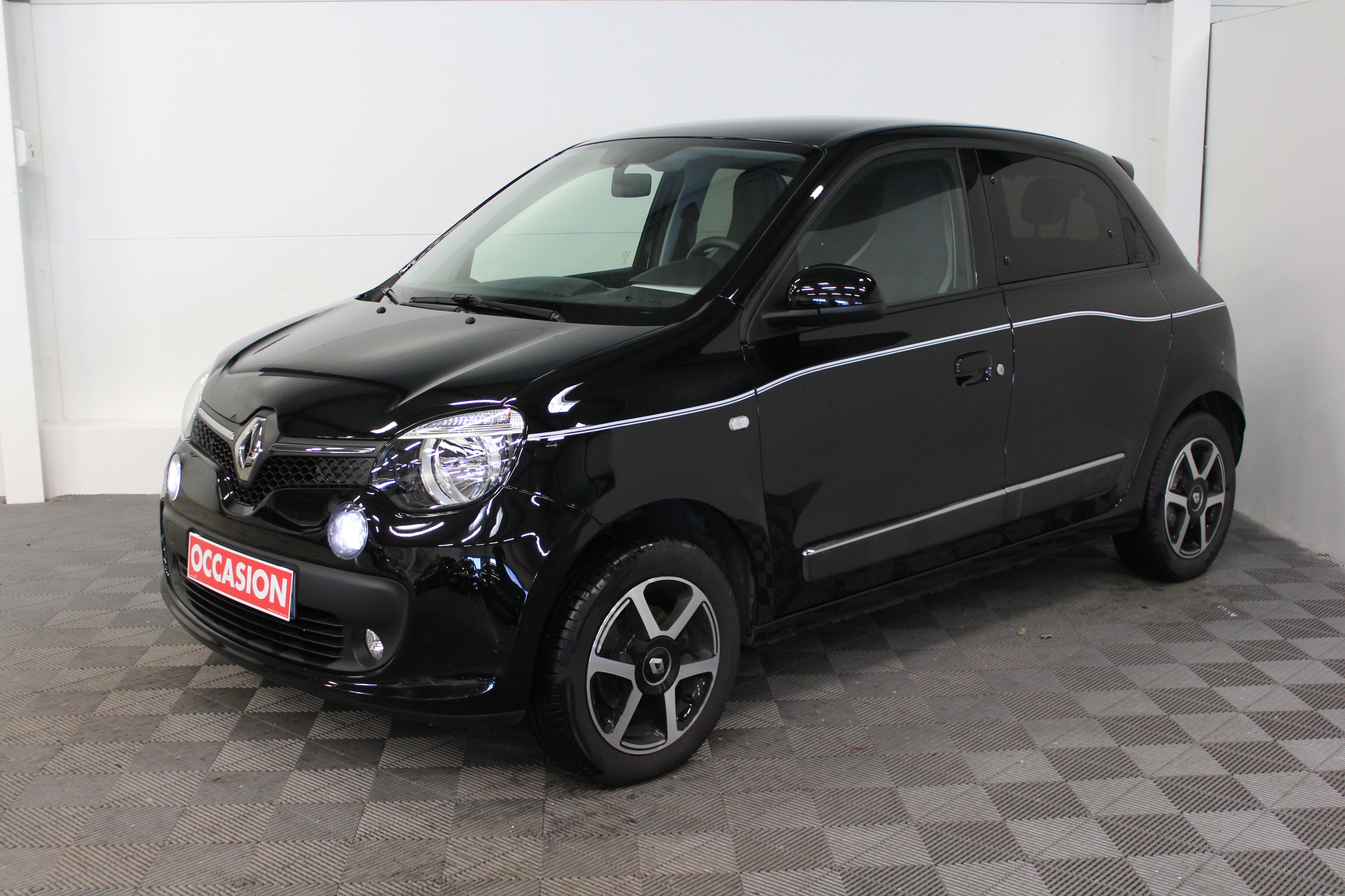 RENAULT TWINGO III de 2019 - Olivet - Massoutre VO