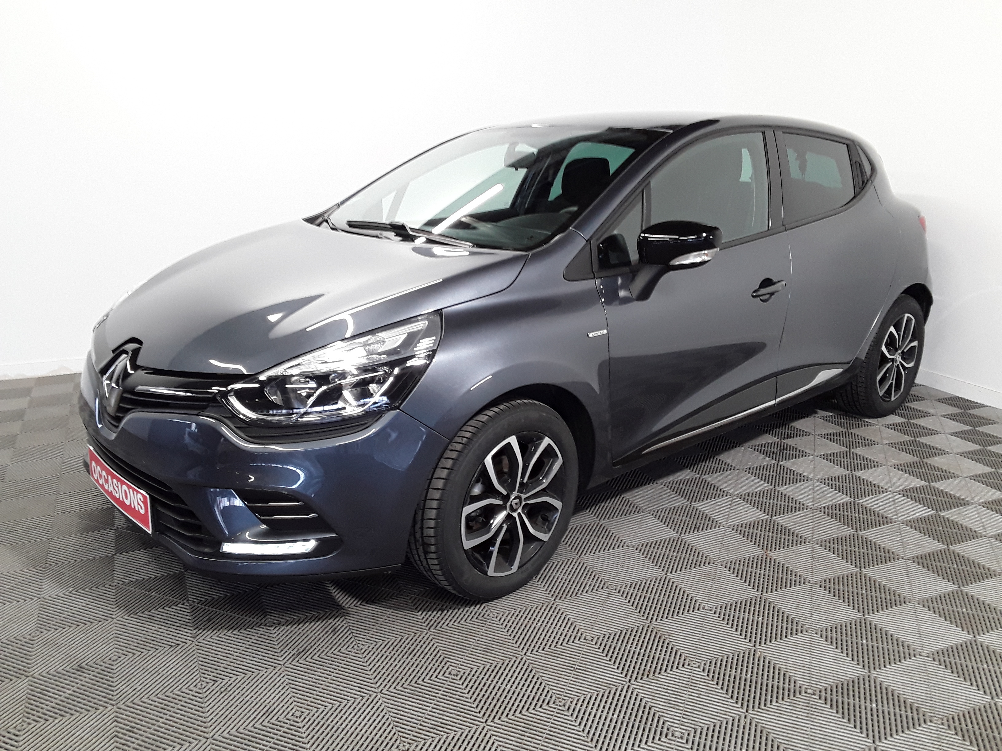 RENAULT CLIO IV de 2019 - Clermont-Ferrand - Massoutre VO