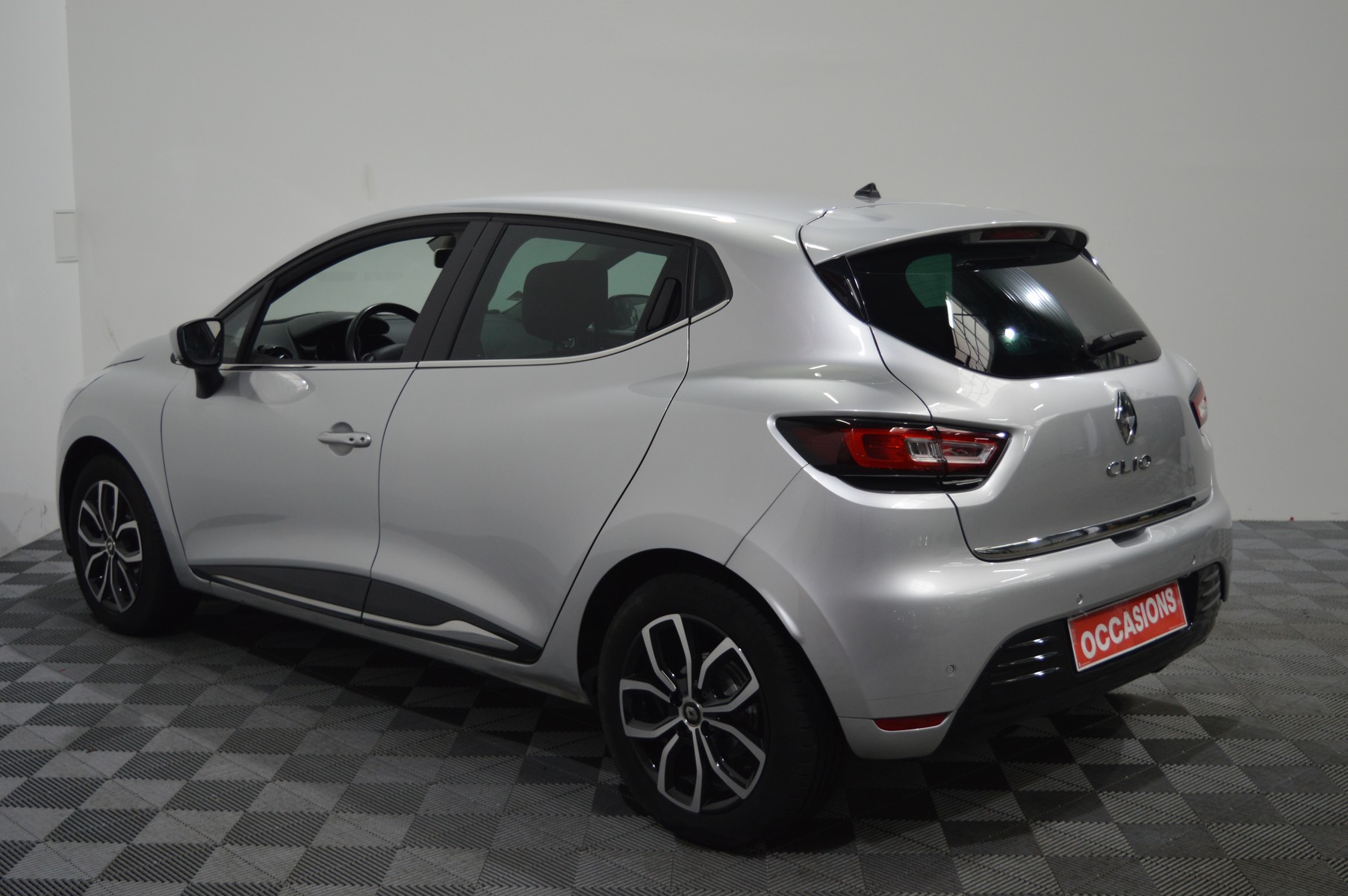 RENAULT CLIO IV de 2019 - Massy - Massoutre VO