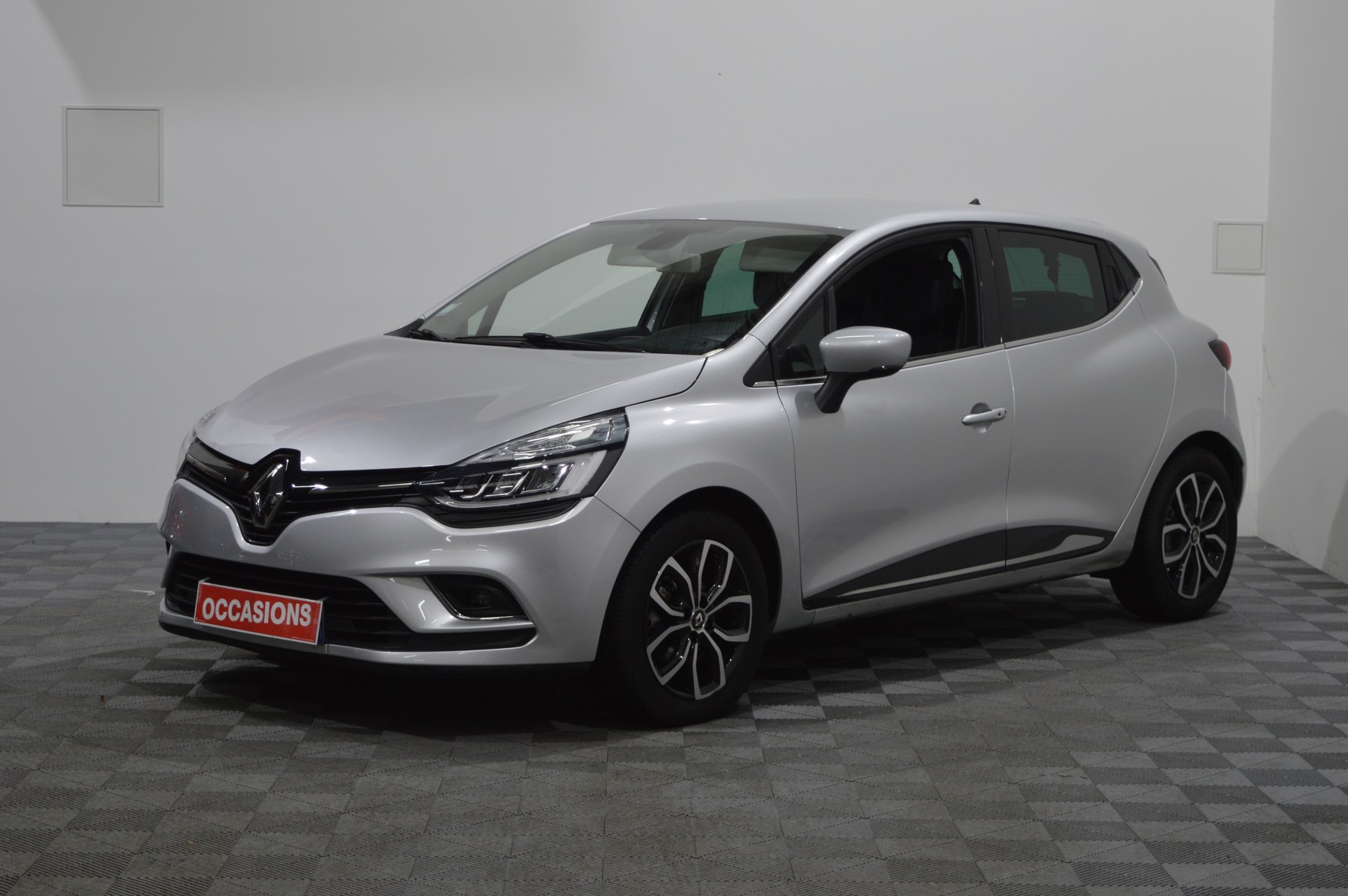 RENAULT CLIO IV de 2019 - Massy - Massoutre VO