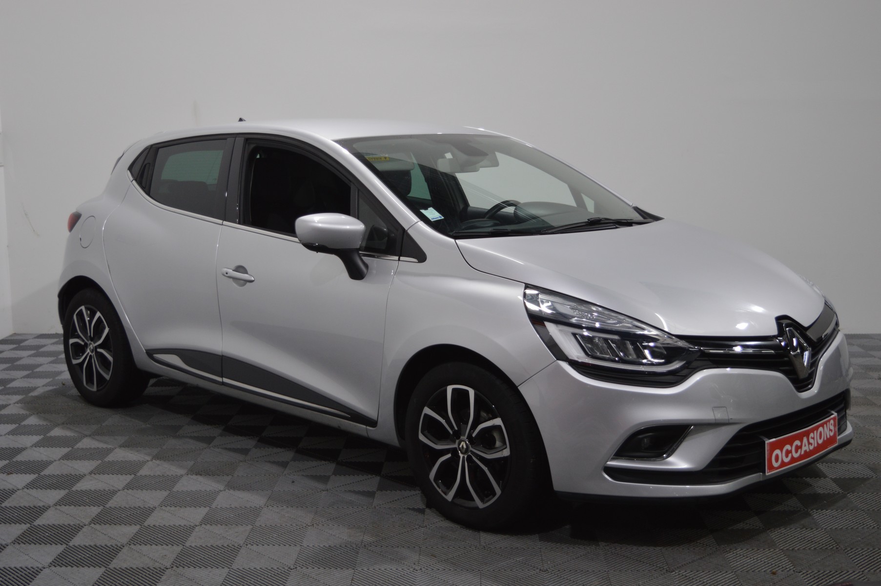 RENAULT CLIO IV de 2019 - Massy - Massoutre VO