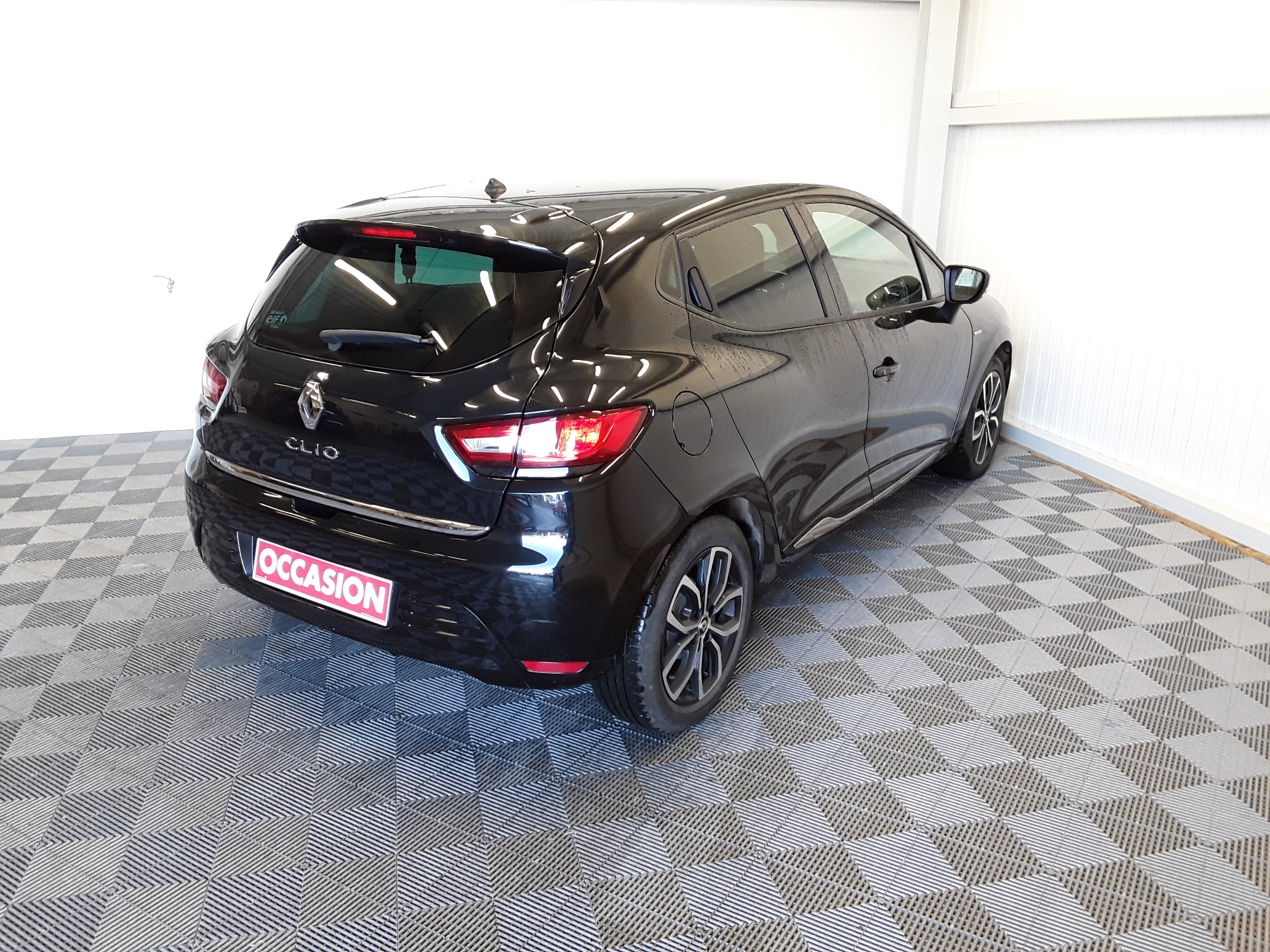 RENAULT CLIO IV de 2019 - Dreux - Massoutre VO