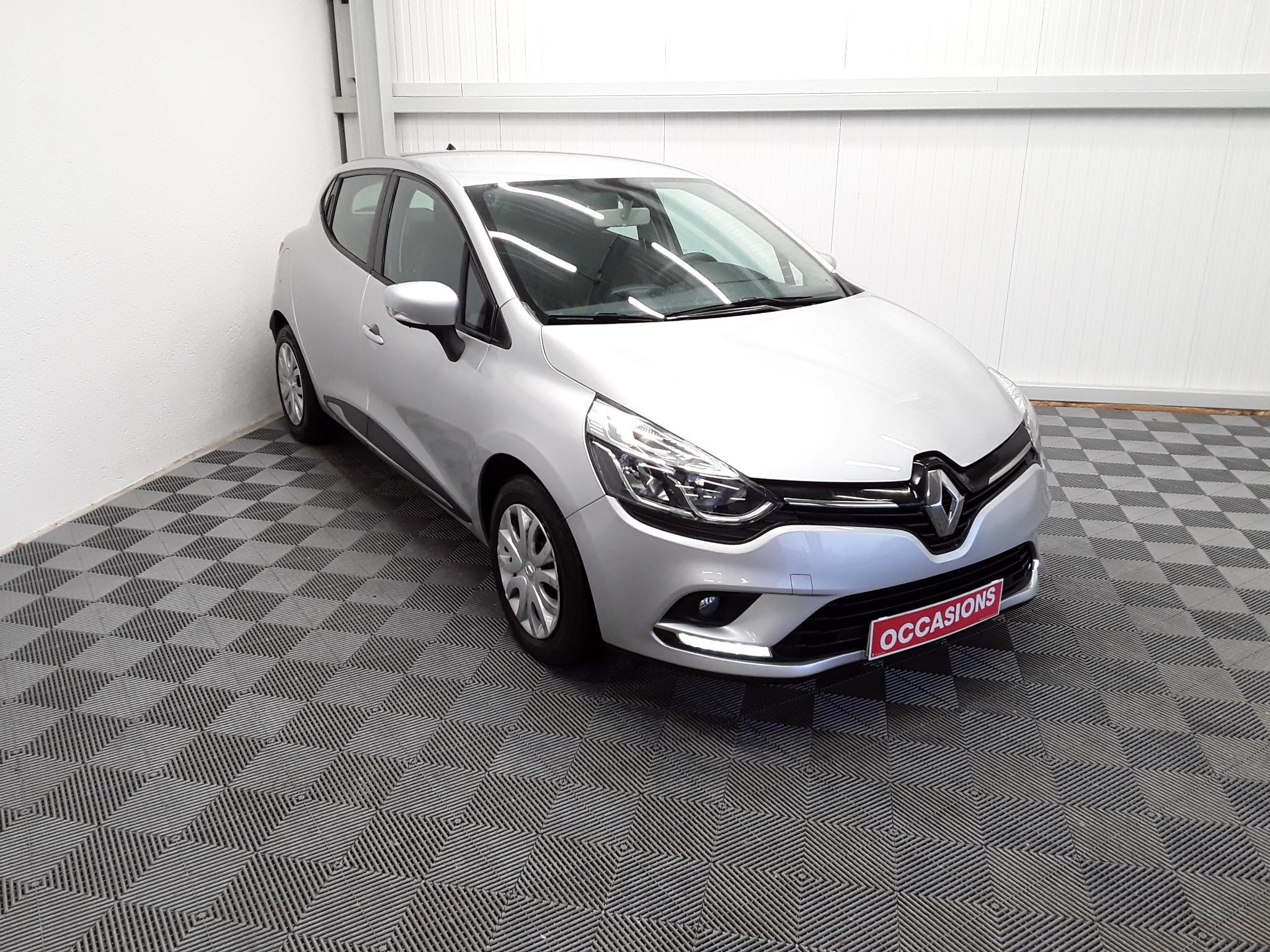 RENAULT CLIO IV de 2018 - Dreux - Massoutre VO