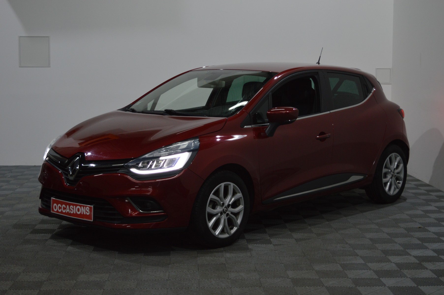 RENAULT CLIO IV de 2018 - Massy - Massoutre VO