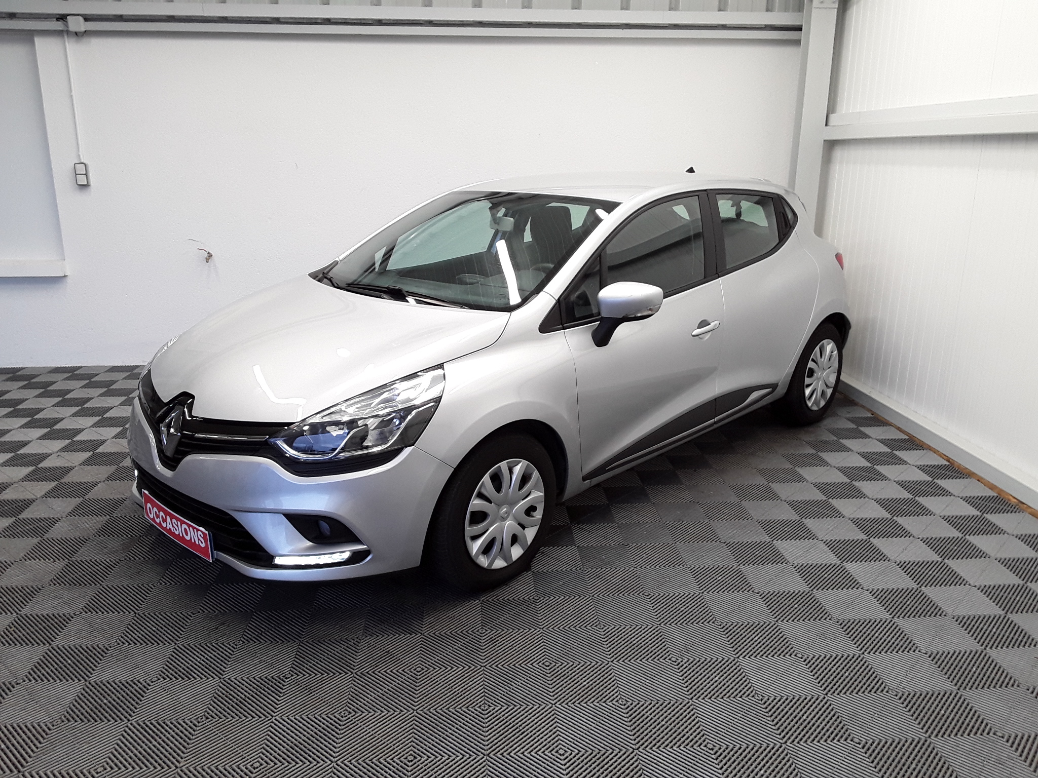 RENAULT CLIO IV de 2019 - Dreux - Massoutre VO