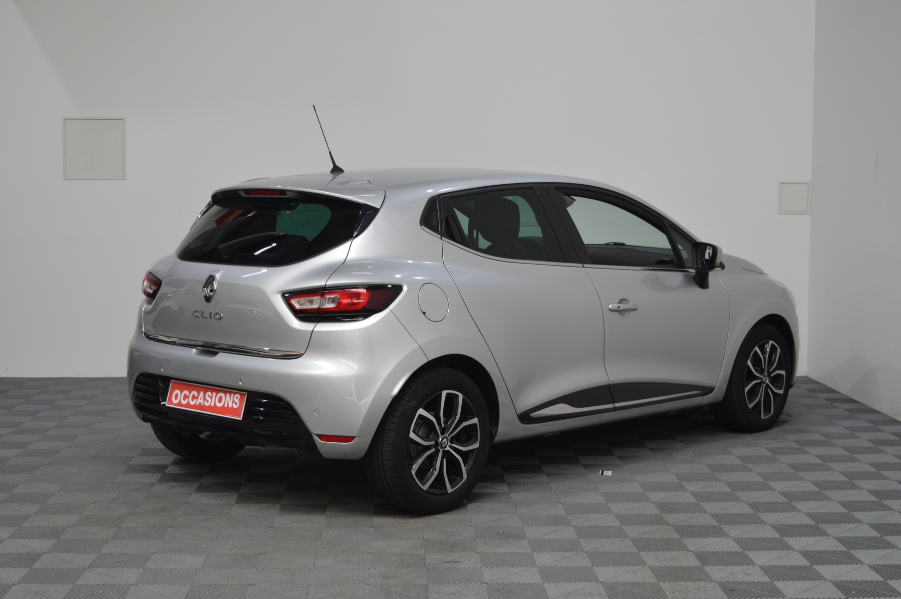 RENAULT CLIO IV de 2019 - Massy - Massoutre VO