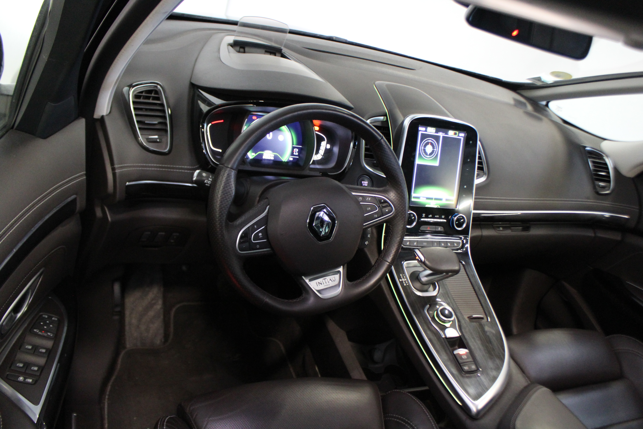 RENAULT ESPACE V de 2018 - OLIVET - Massoutre VO