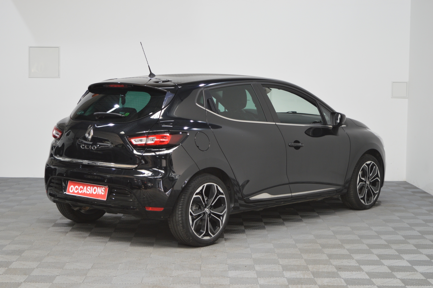 RENAULT CLIO IV de 2016 - Massy - Massoutre VO