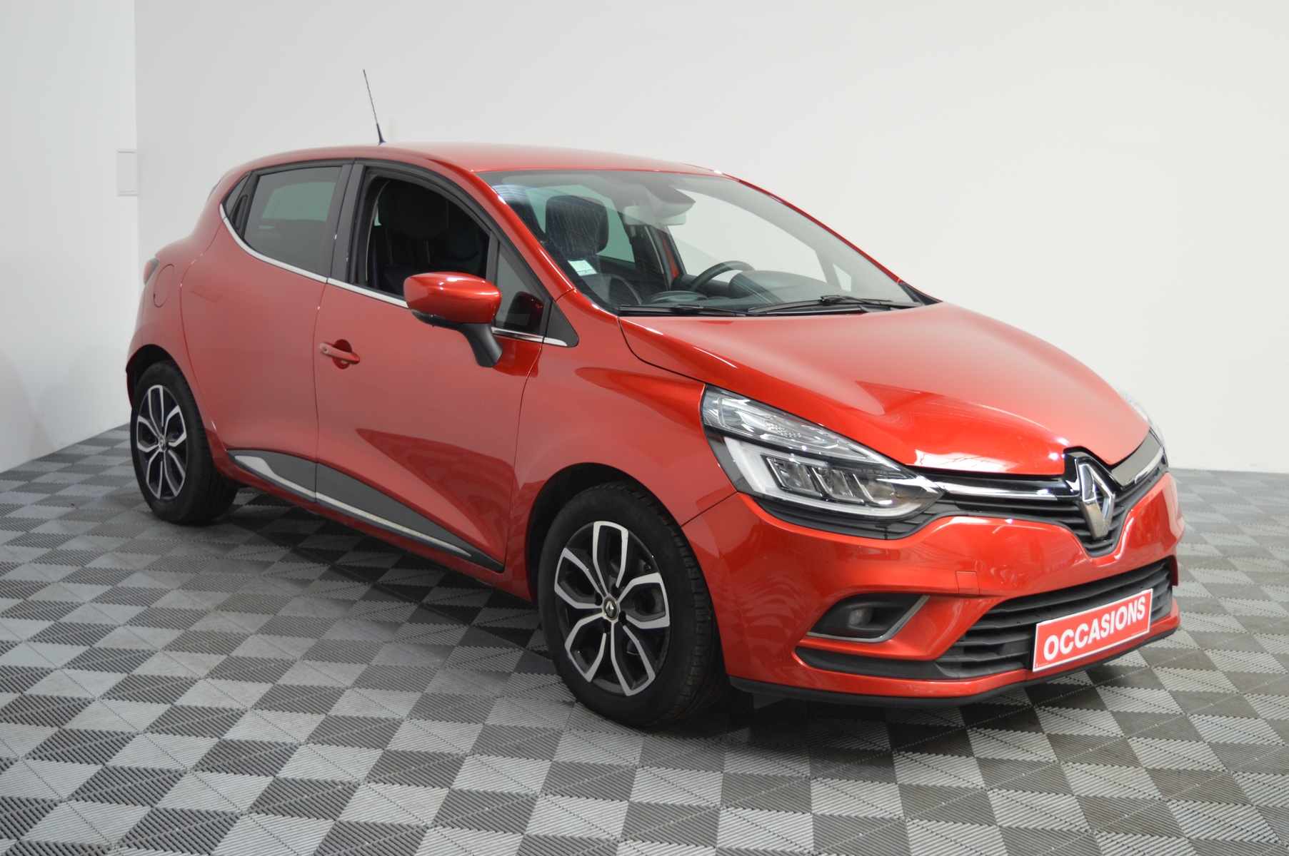 RENAULT CLIO IV de 2019 - Massy - Massoutre VO