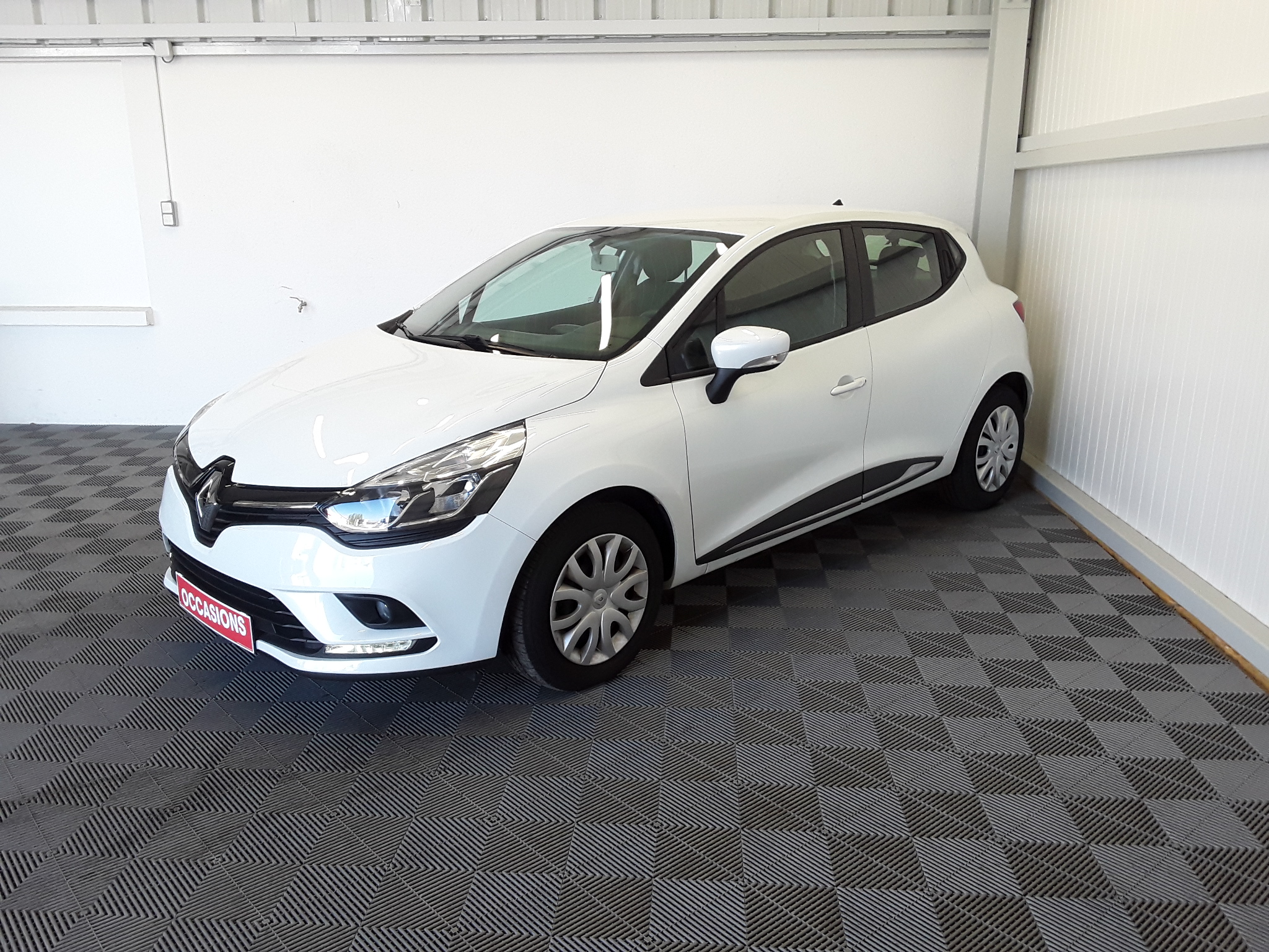 RENAULT CLIO IV de 2019 - Dreux - Massoutre VO