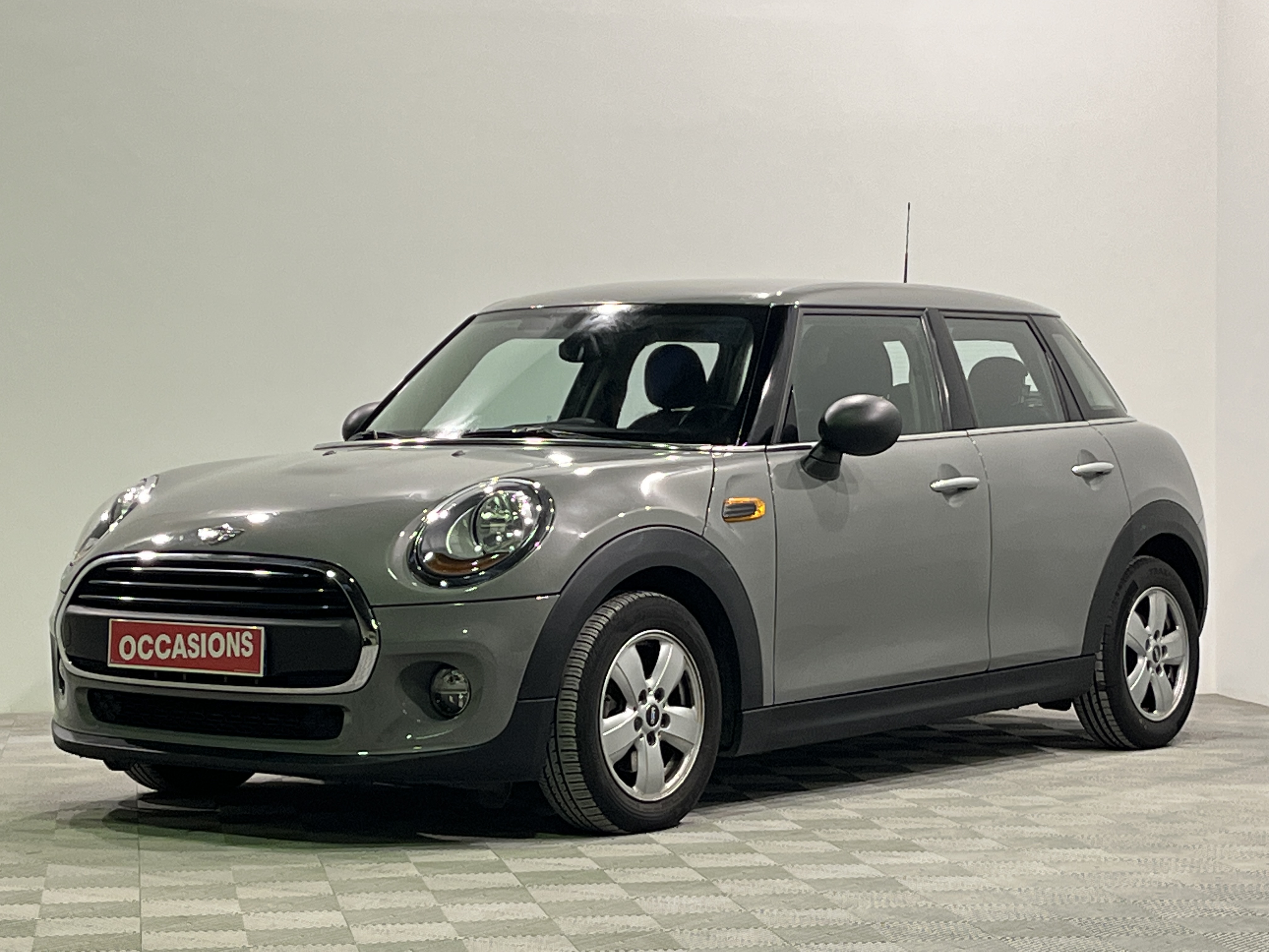 MINI MINI de 2017 - Massy - Massoutre VO