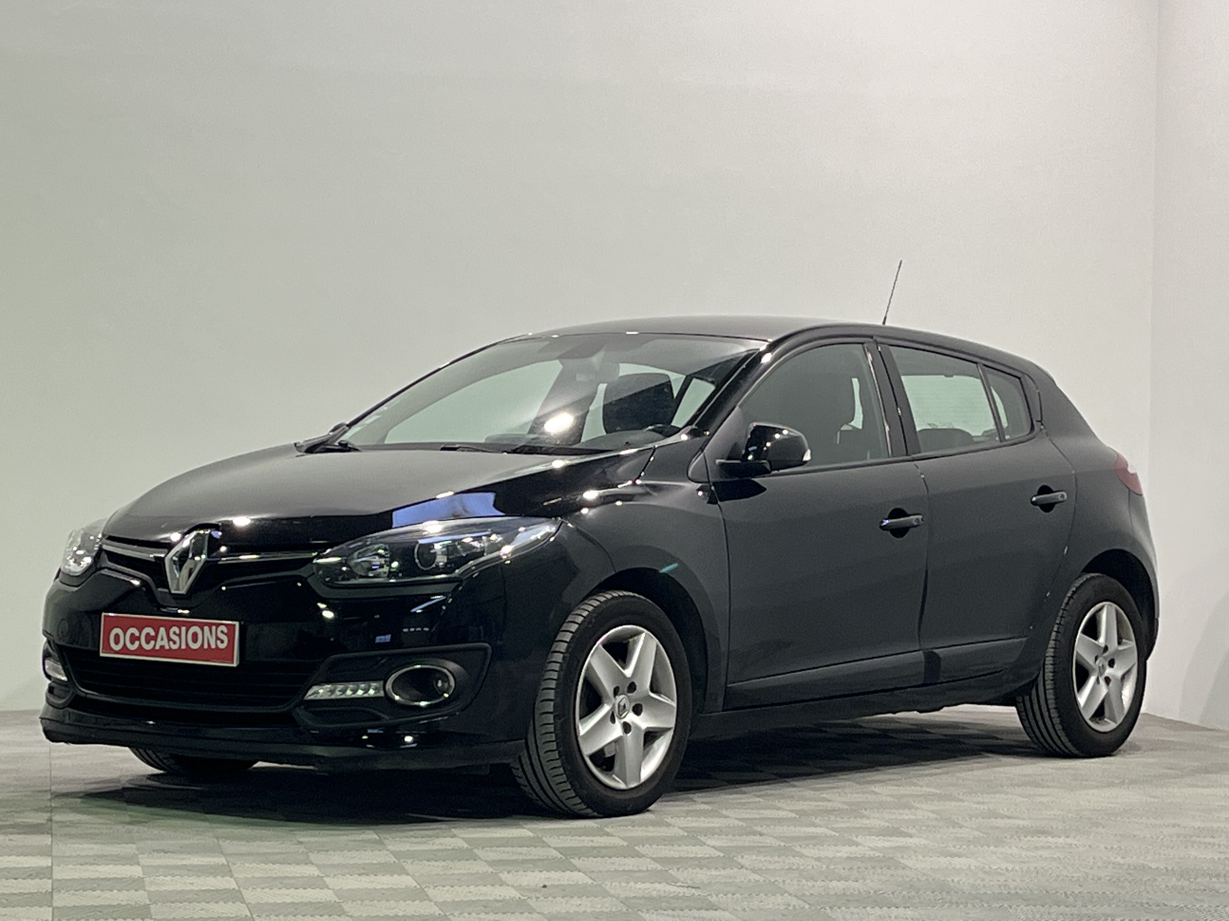 RENAULT MEGANE III BERLINE de 2015 - Massy - Massoutre VO