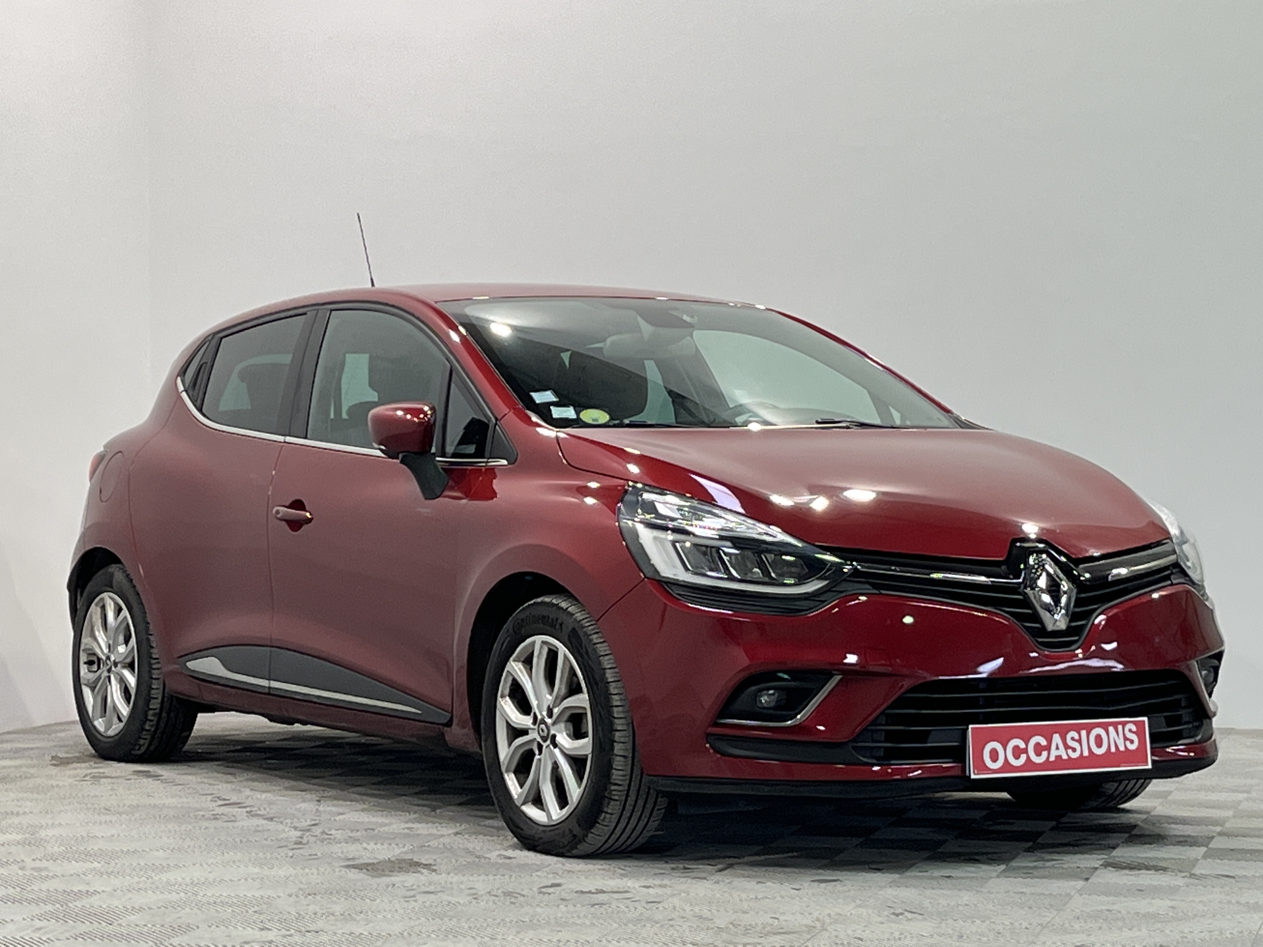 RENAULT CLIO IV de 2017 - Massy - Massoutre VO