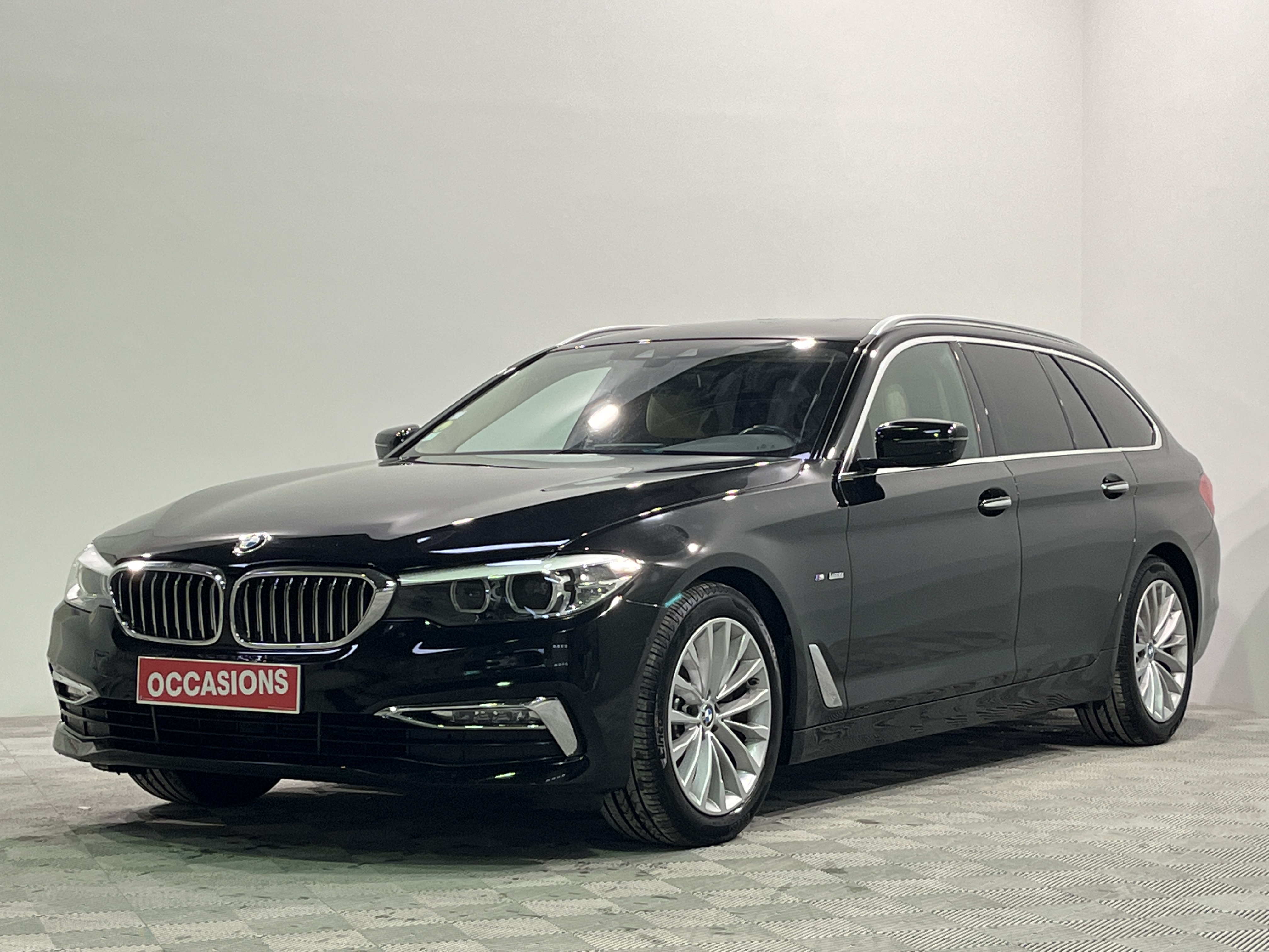 BMW SERIE 5 TOURING G31 de 2017 - Massy - Massoutre VO