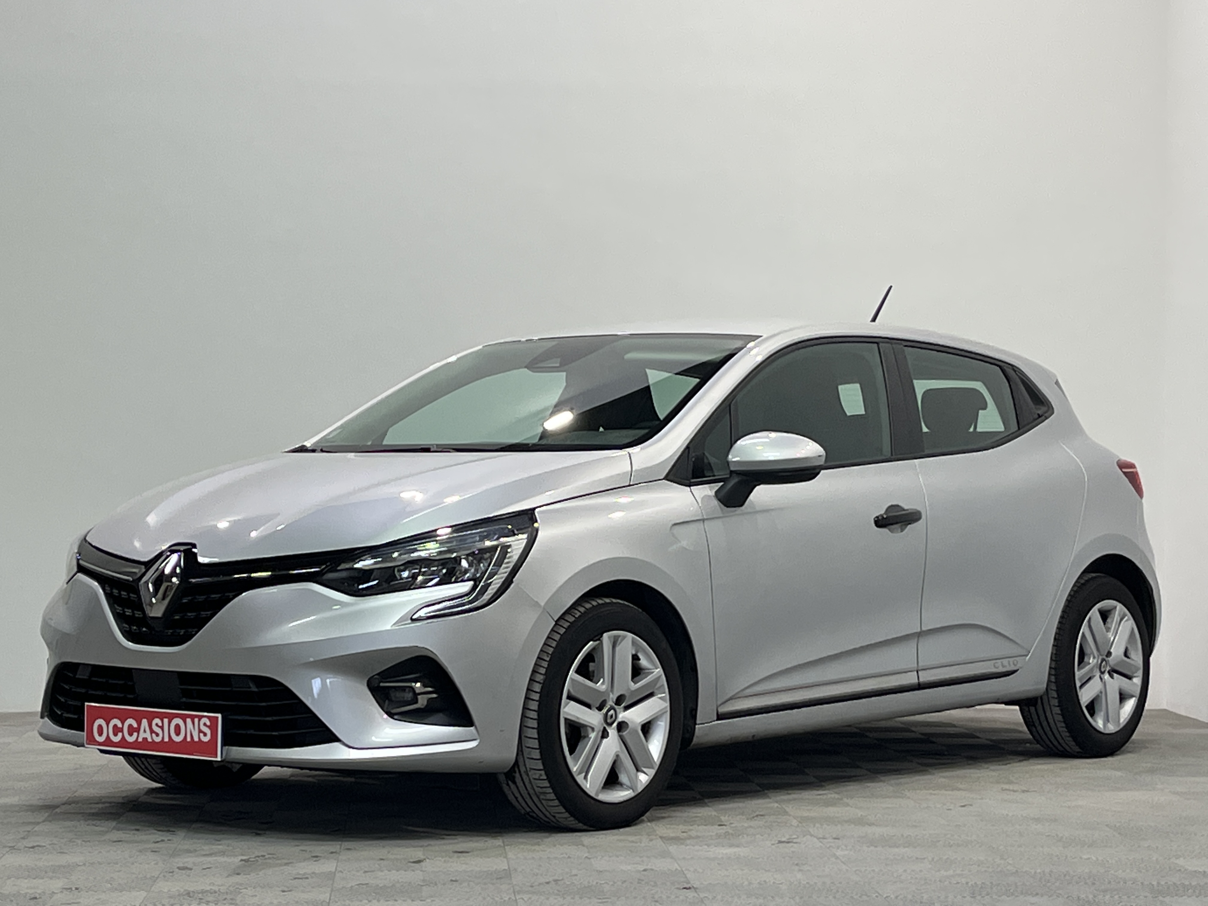 RENAULT CLIO V de 2020 - Massy - Massoutre VO