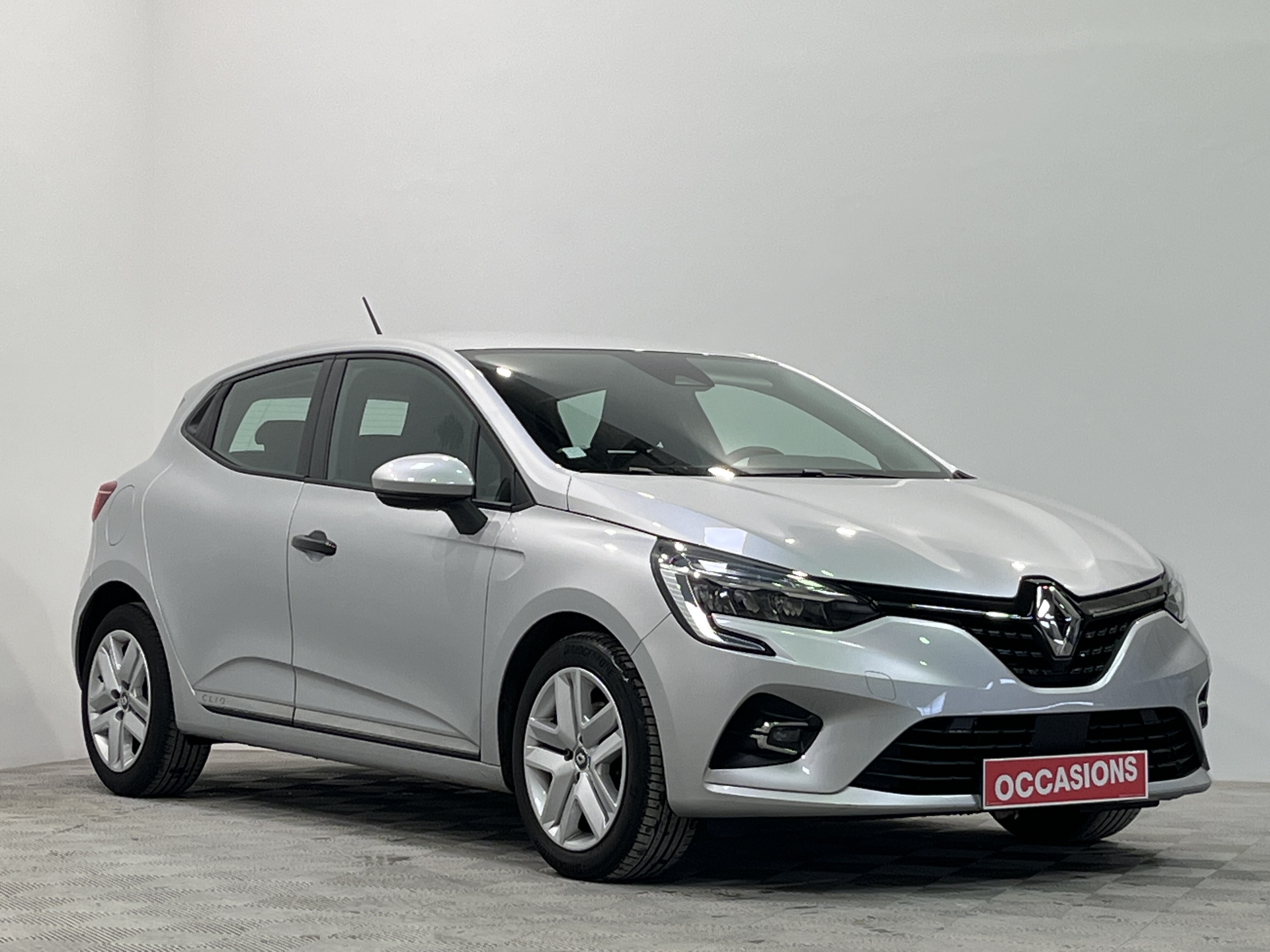 RENAULT CLIO V de 2020 - Massy - Massoutre VO