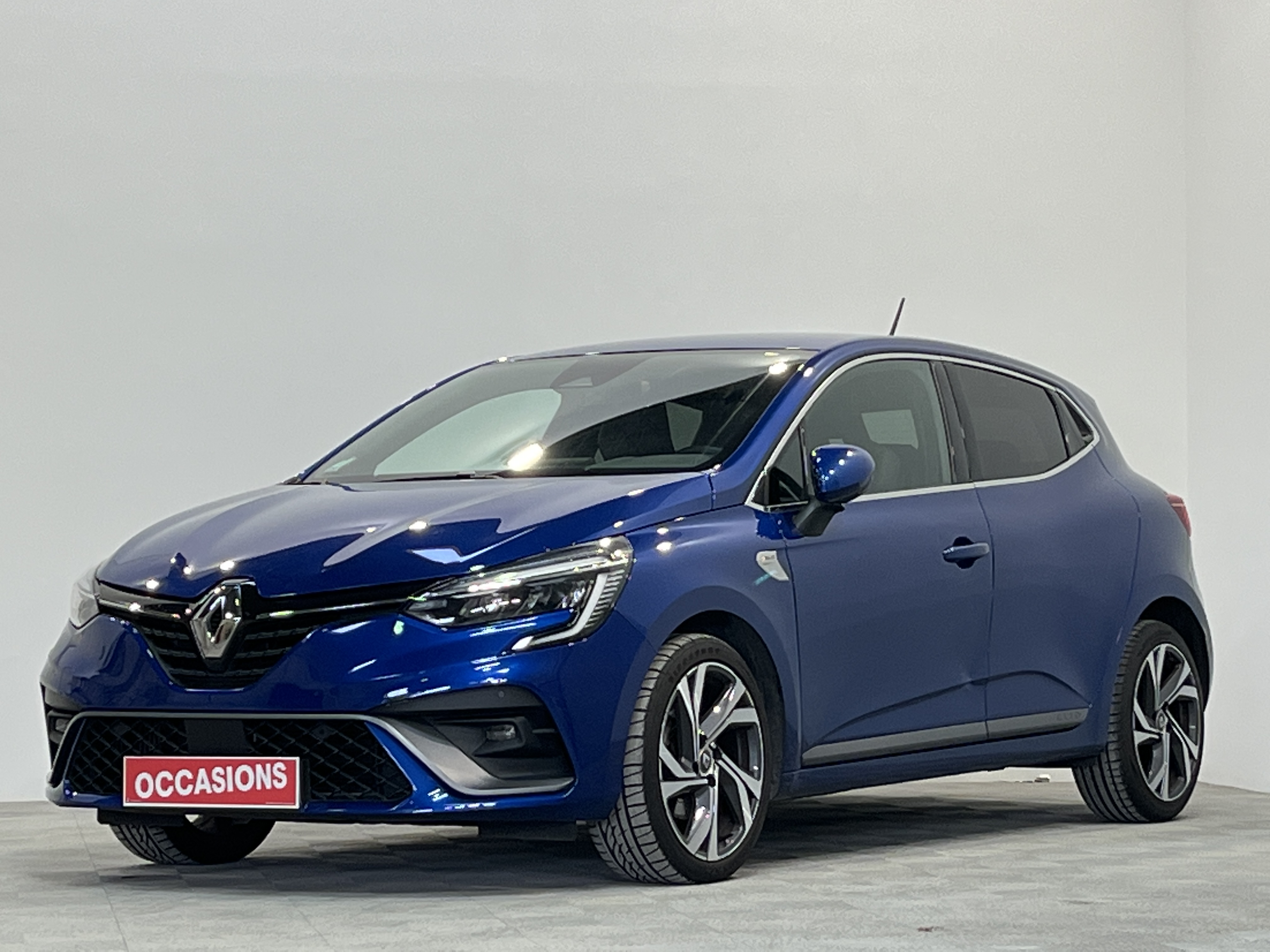 RENAULT CLIO V de 2020 - Massy - Massoutre VO