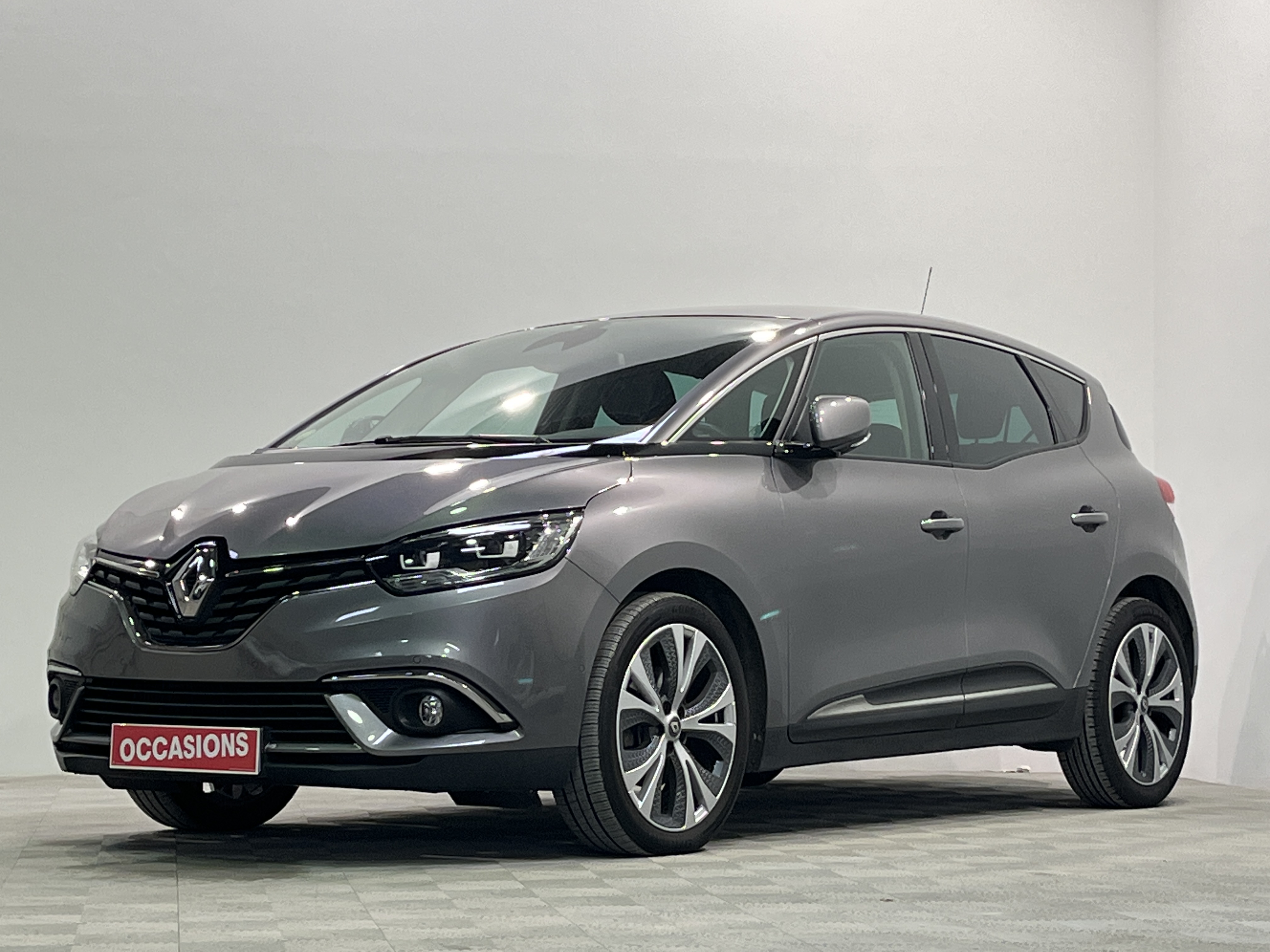 RENAULT SCENIC IV de 2018 - Massy - Massoutre VO