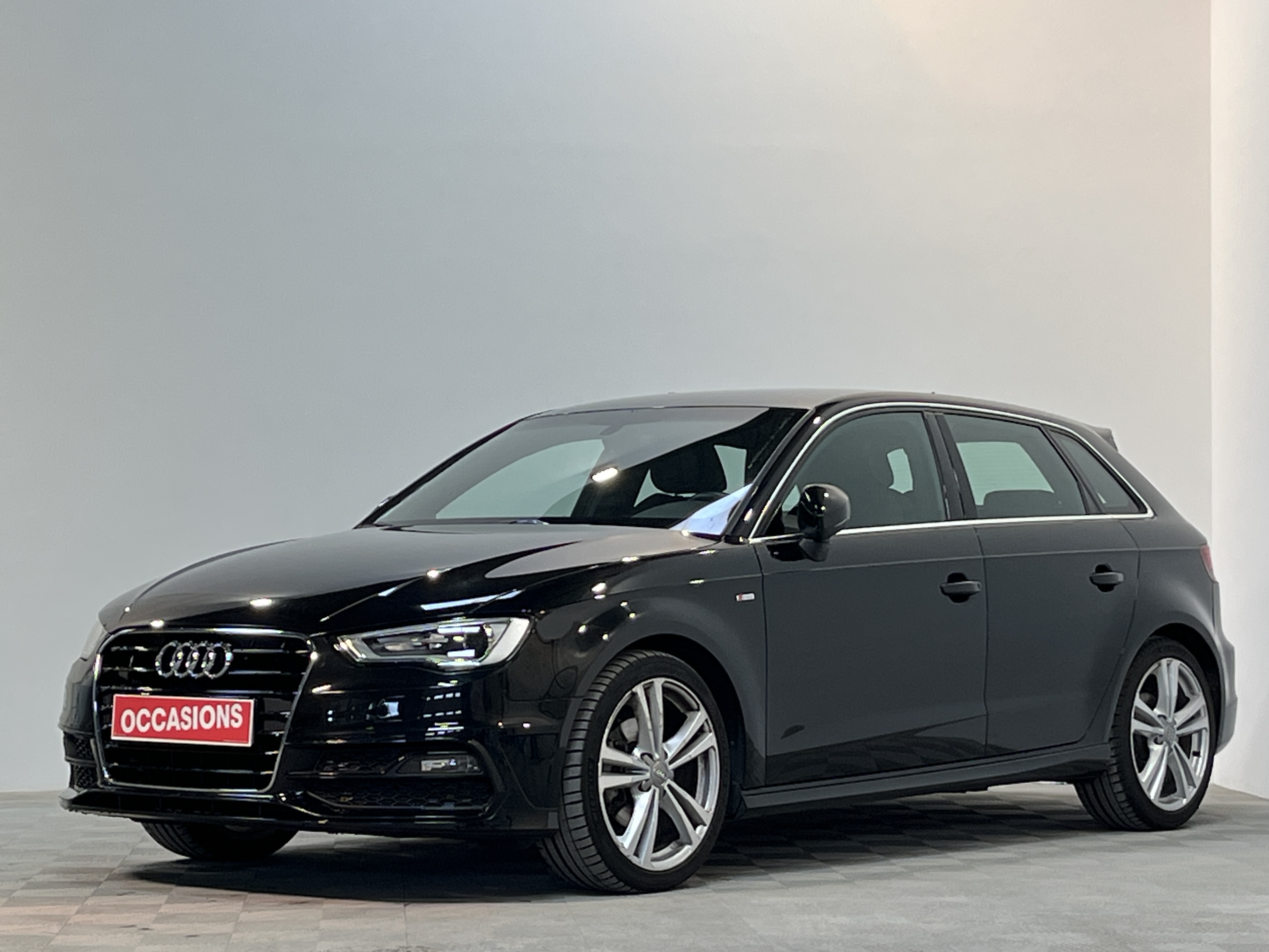 AUDI A3 SPORTBACK de 2017 - Massy - Massoutre VO
