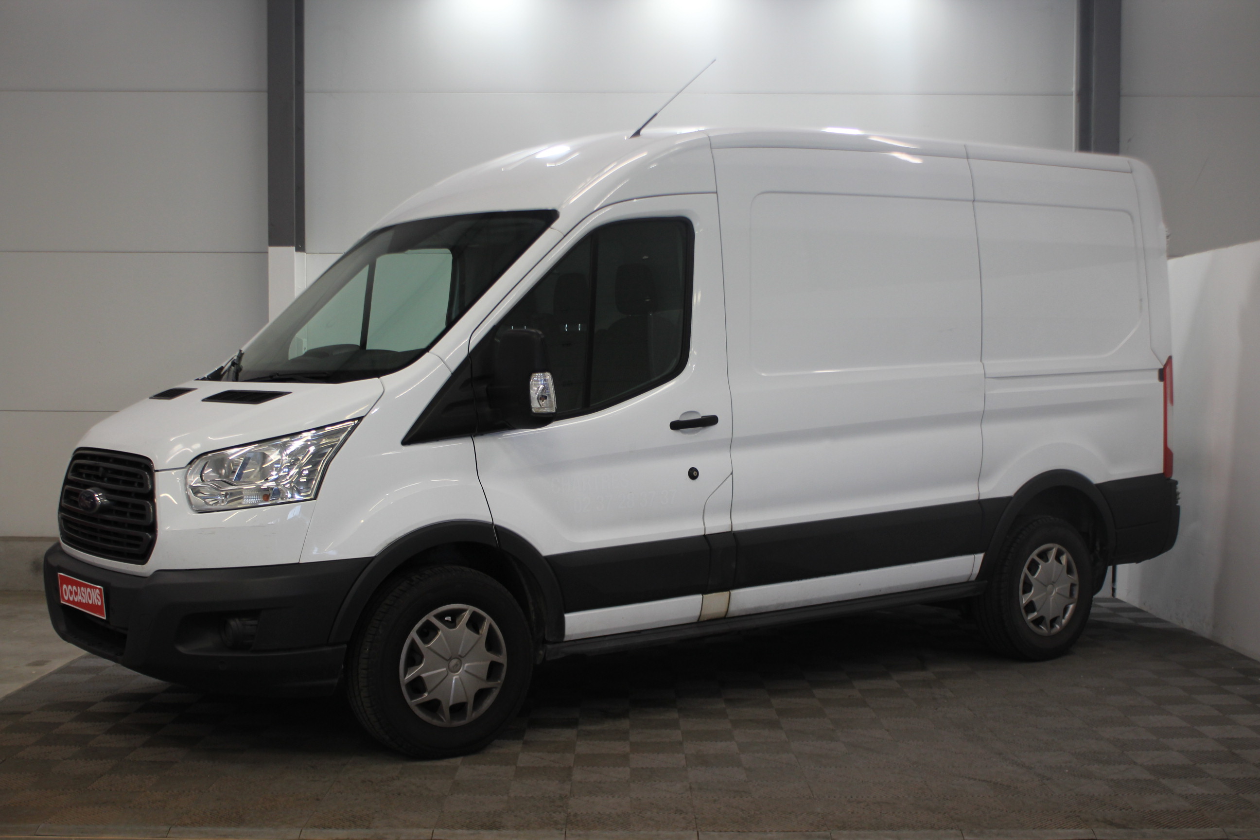 FORD TRANSIT FOURGON de 2017 - Olivet - Massoutre VO