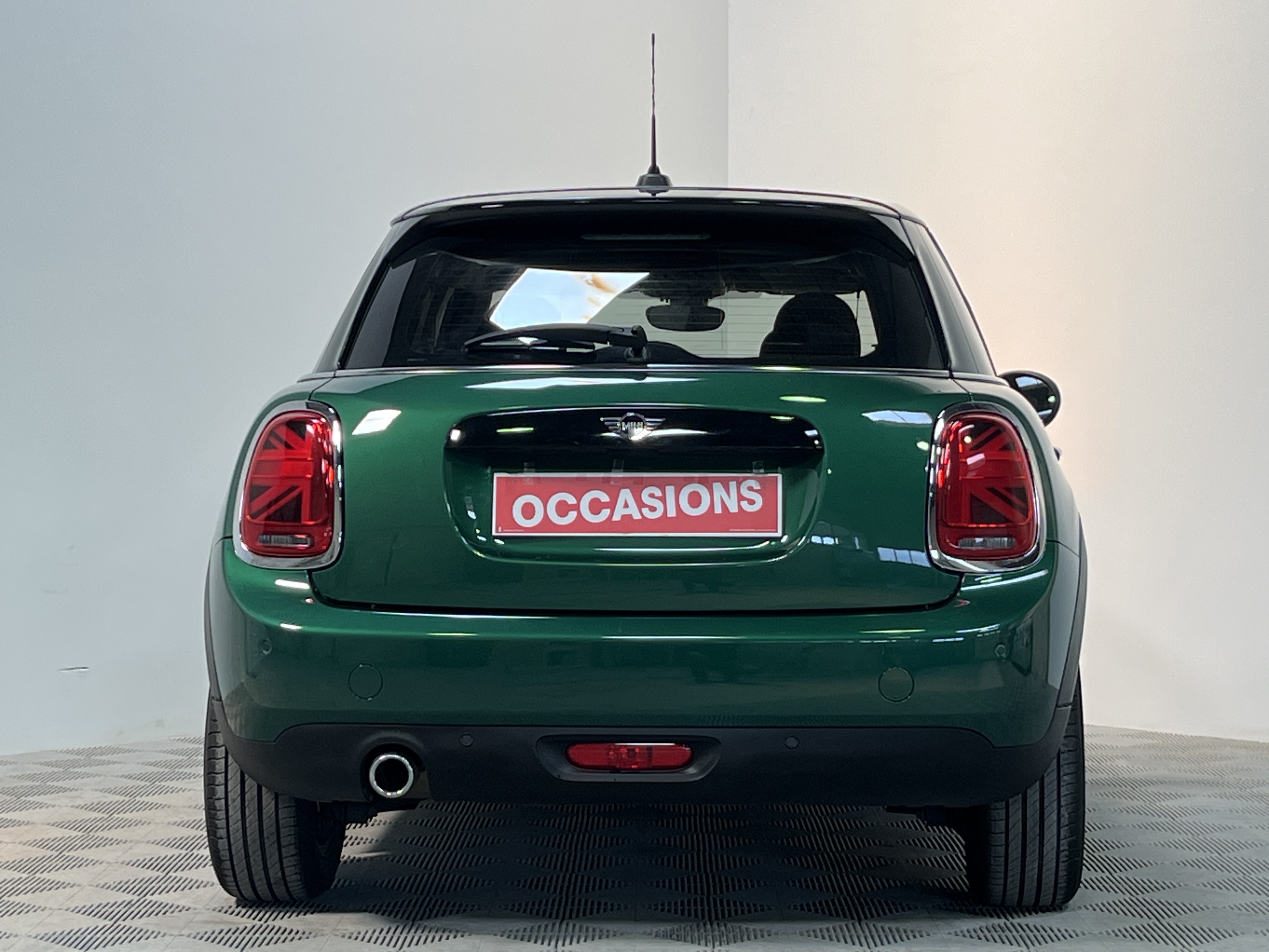 MINI HATCH 5 PORTES F55 LCI de 2020 - Massy - Massoutre VO