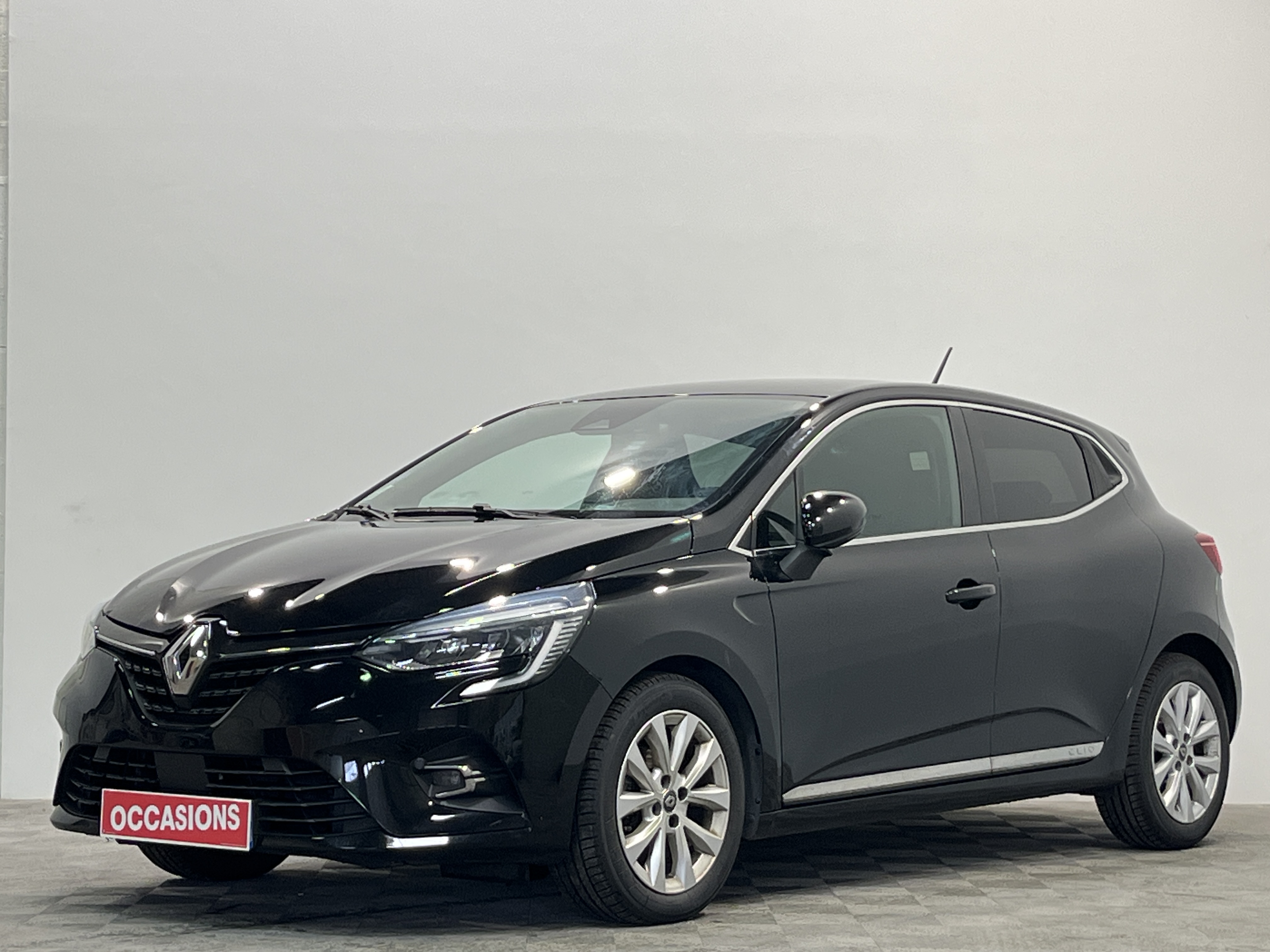 RENAULT CLIO V de 2020 - Massy - Massoutre VO