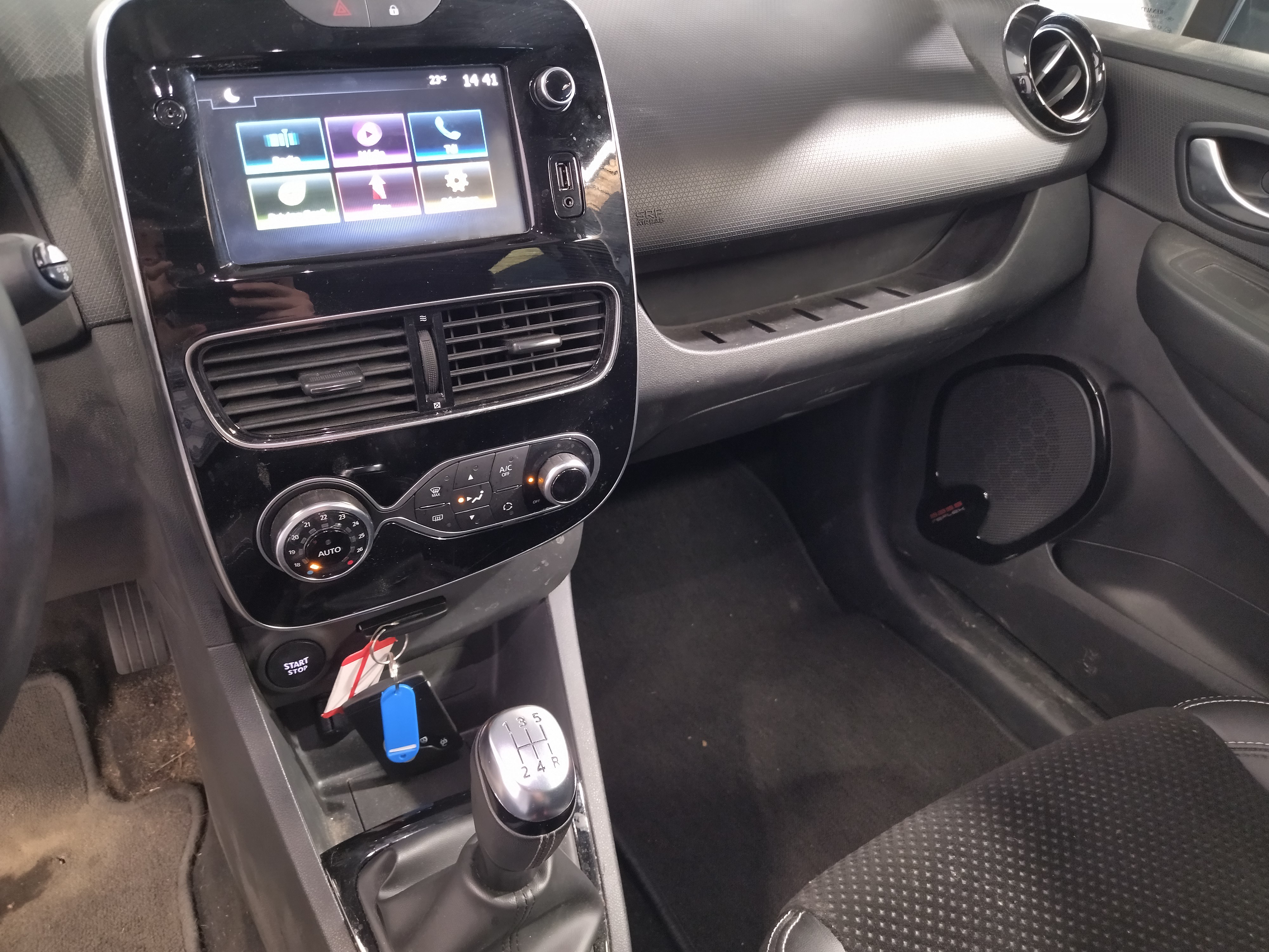 RENAULT CLIO IV de 2019 - Clermont-Ferrand - Massoutre VO