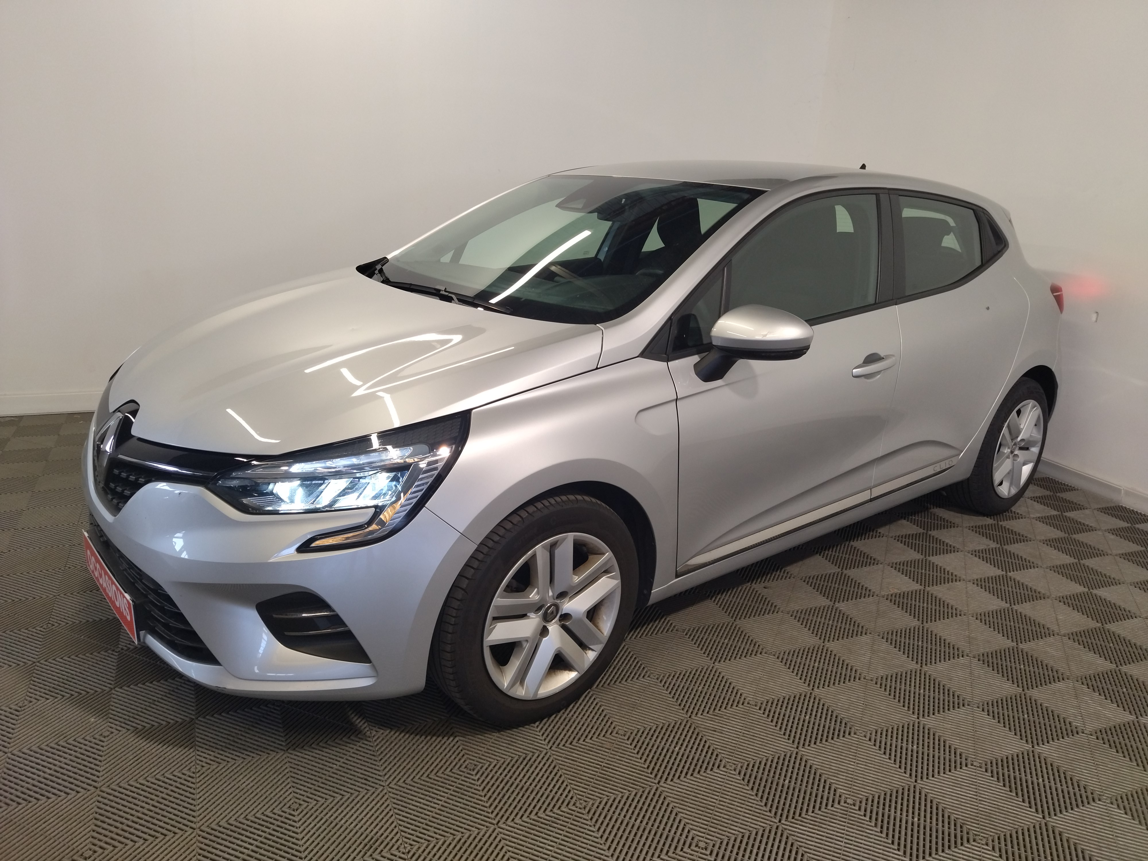 RENAULT CLIO V de 2020 - Clermont-Ferrand - Massoutre VO