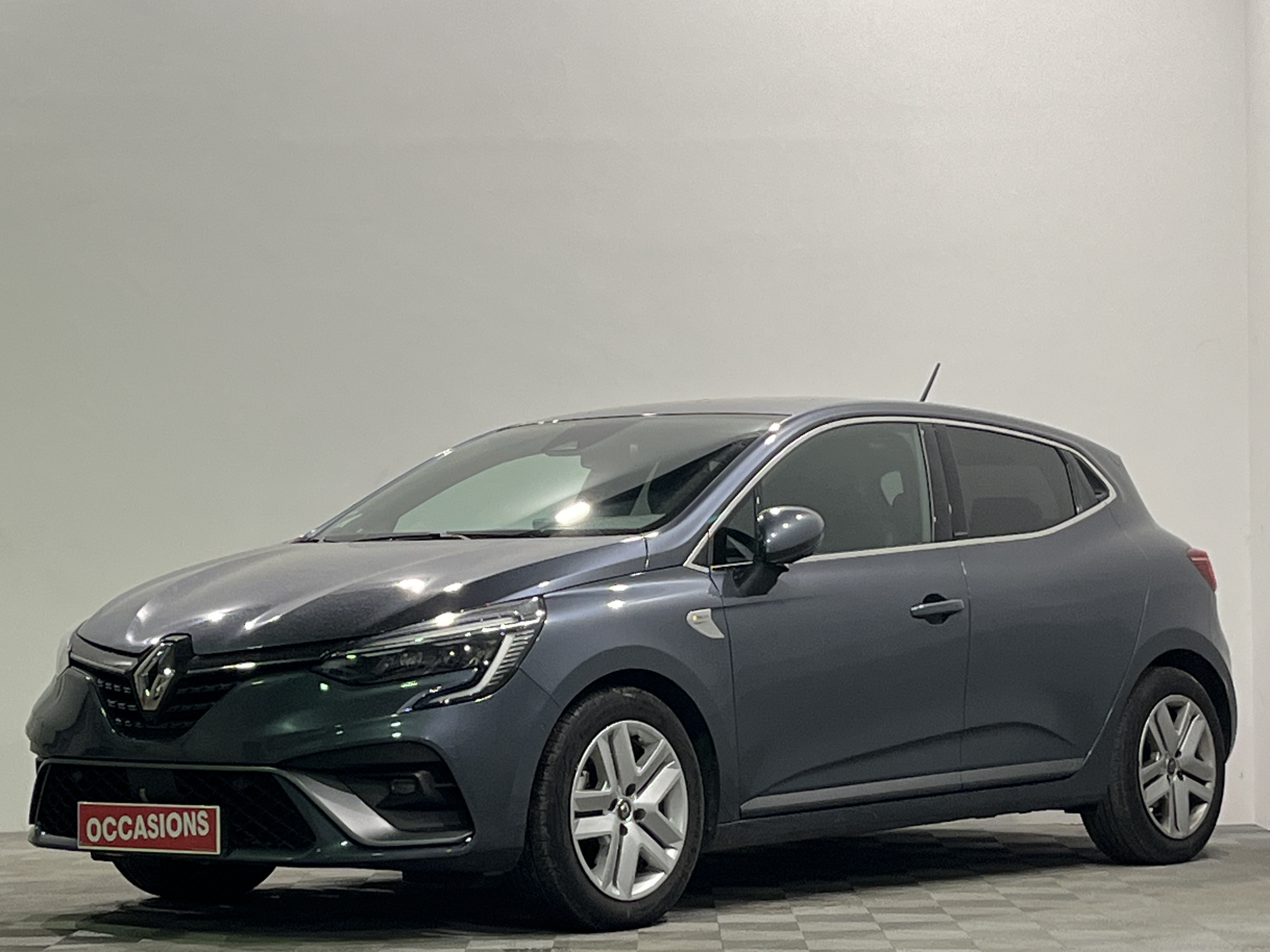 RENAULT CLIO V de 2021 - Massy - Massoutre VO