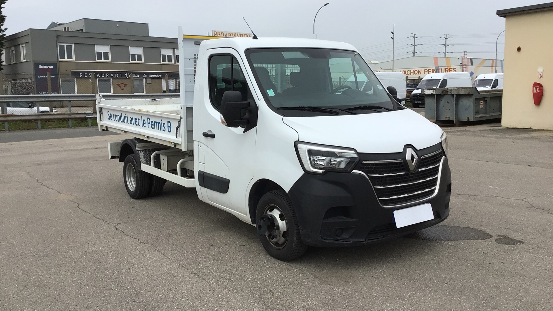 RENAULT MASTER CHASSIS CABINE de 2020 - La Chapelle-Saint-Luc ...