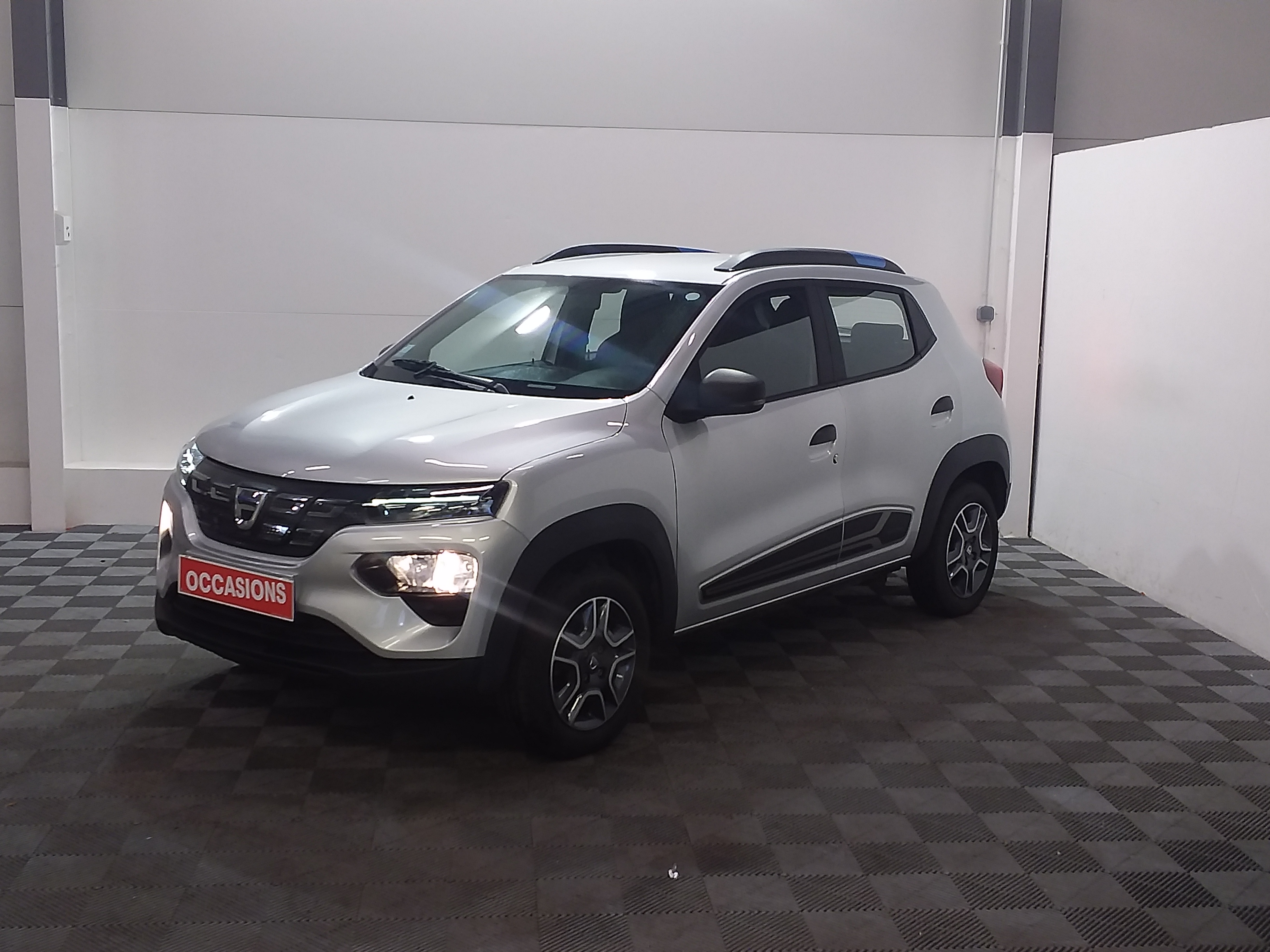 DACIA SPRING de 2020 - Olivet - Massoutre VO